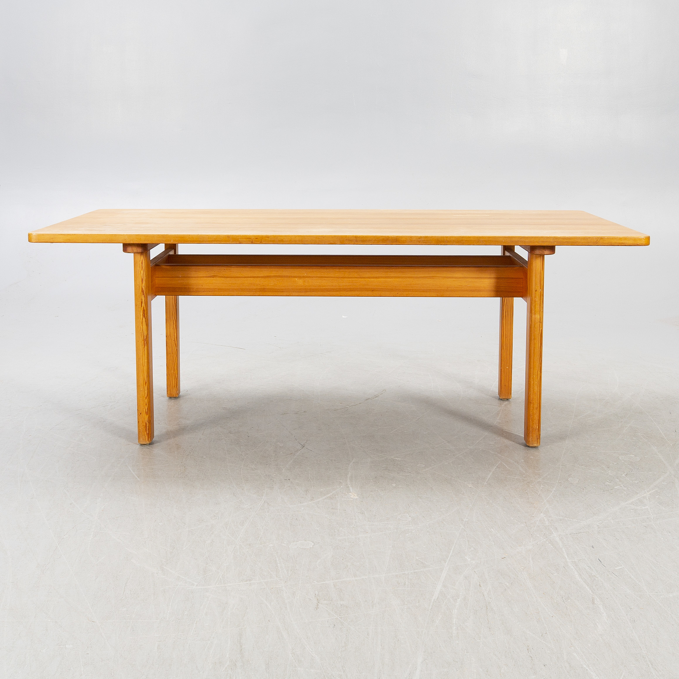 Børge Mogensen, "Asserbo", bord, Karl Andersson och Söner, 1900-talets andra hälft. - Bukowskis