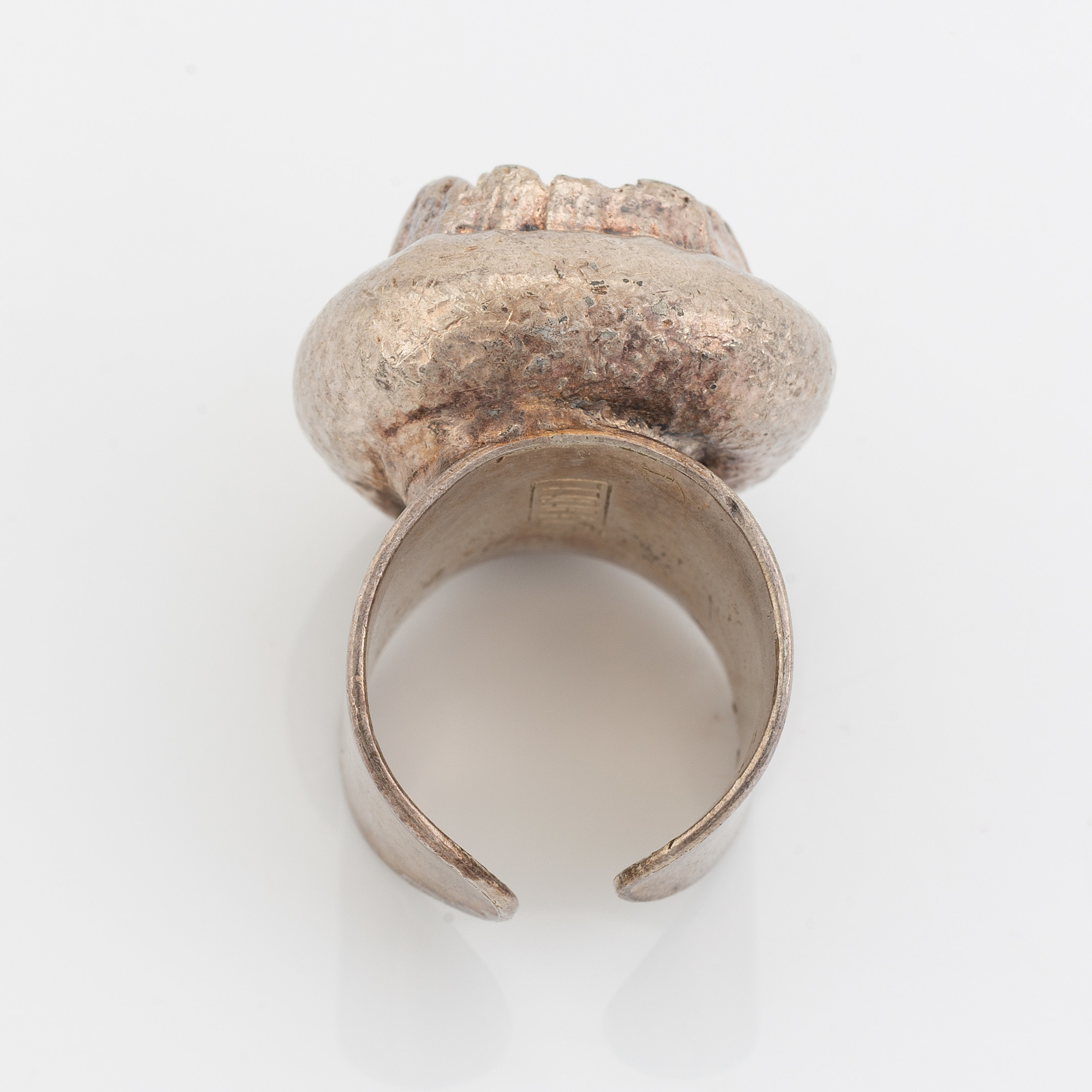 Jacob Hull ring med ametist. - Bukowskis