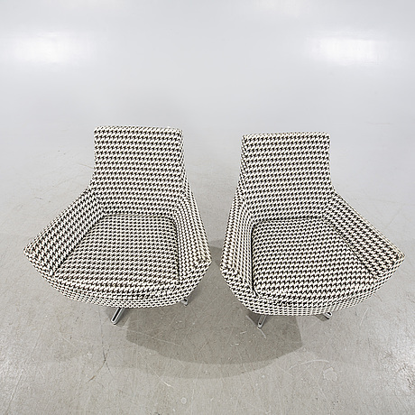 Roger Persson, fåtöljer, ett par, "Happy Swing" för Swedese, 2000-tal. - Bukowskis