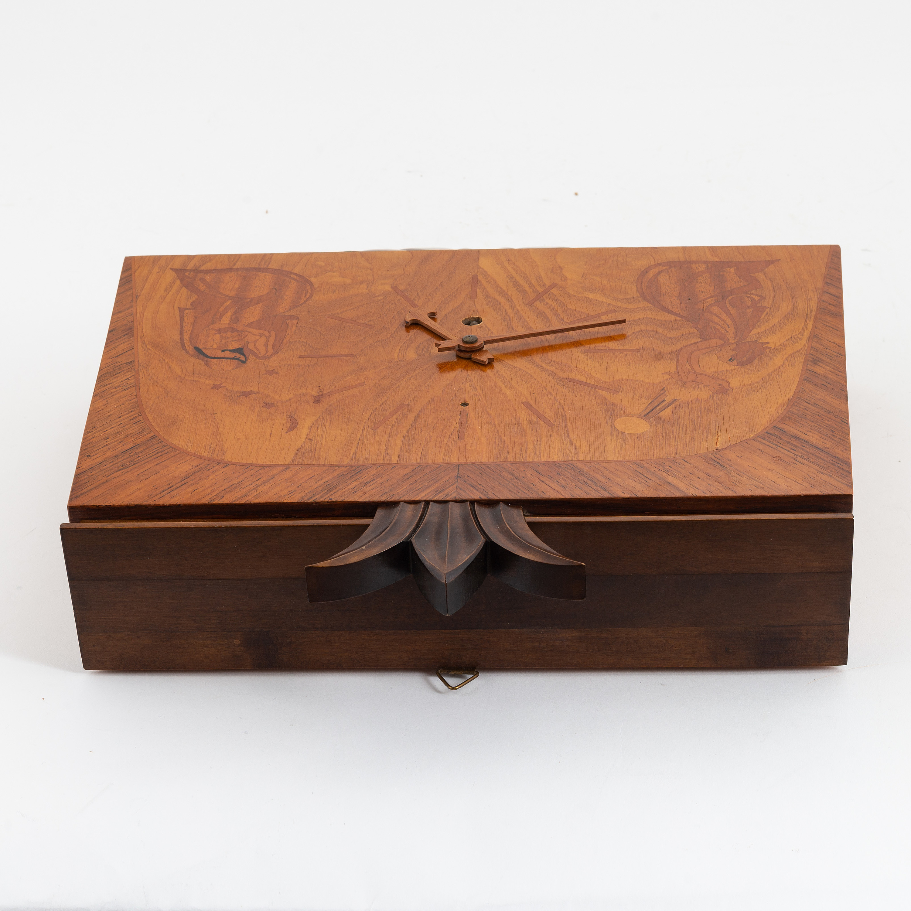 A wall clock, Mjölby Intarsia, 1930's. - Bukowskis