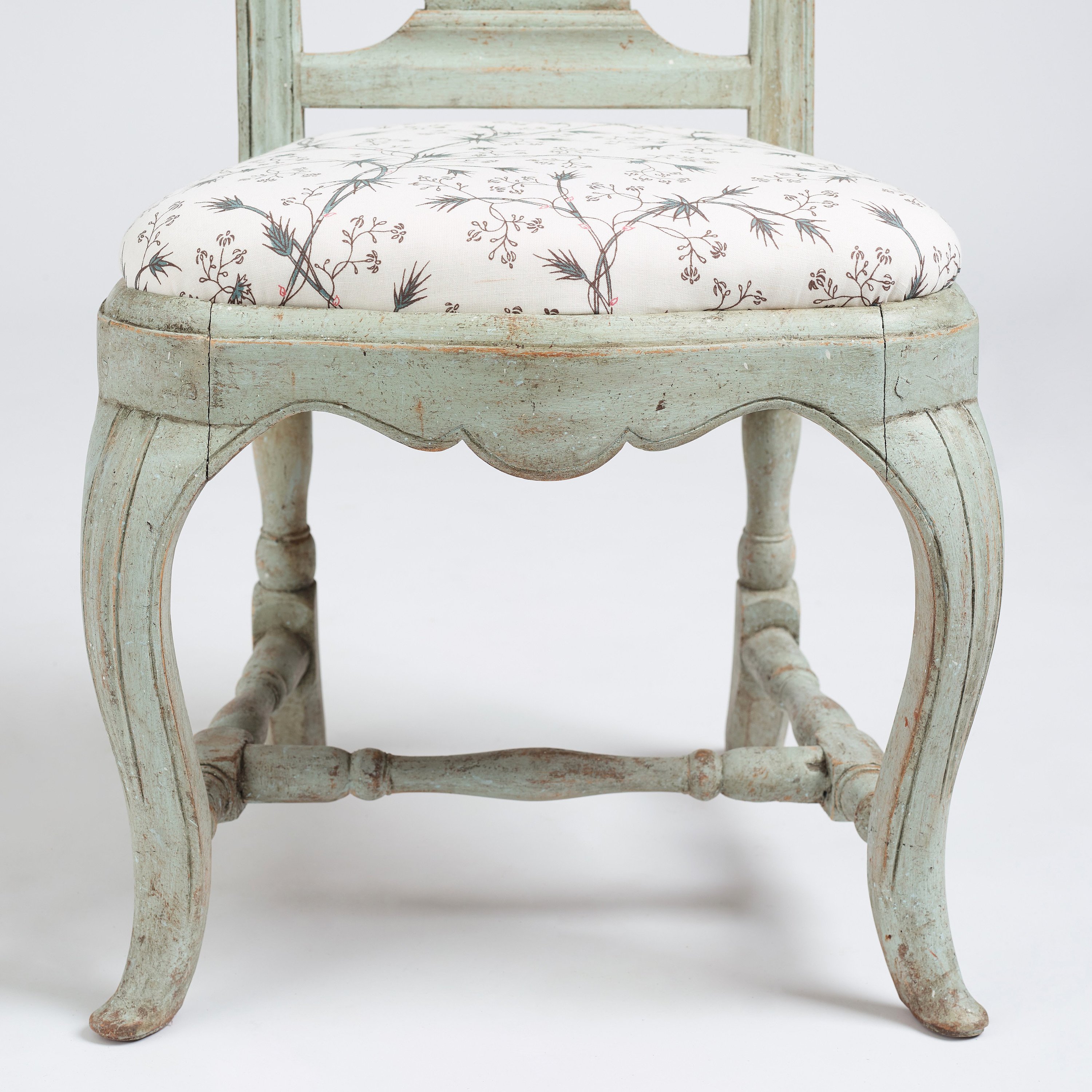 A set of eight Swedish Rococo chairs. - Bukowskis