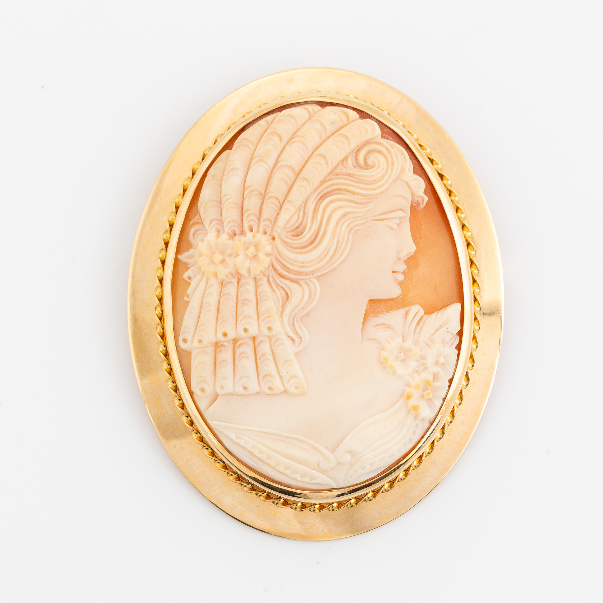 Sea shell cameo pendant/brooch. - Bukowskis