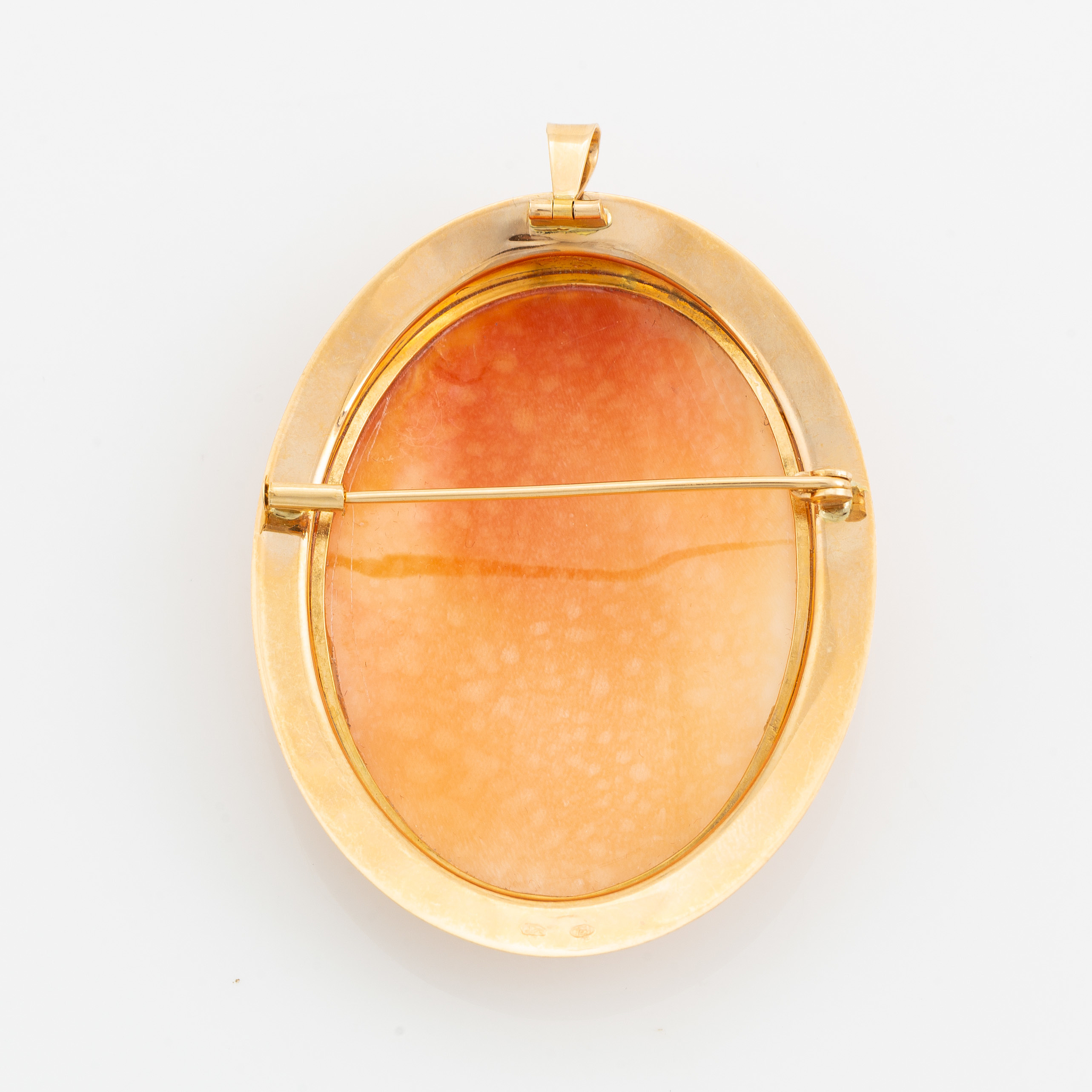 Sea shell cameo pendant/brooch. - Bukowskis