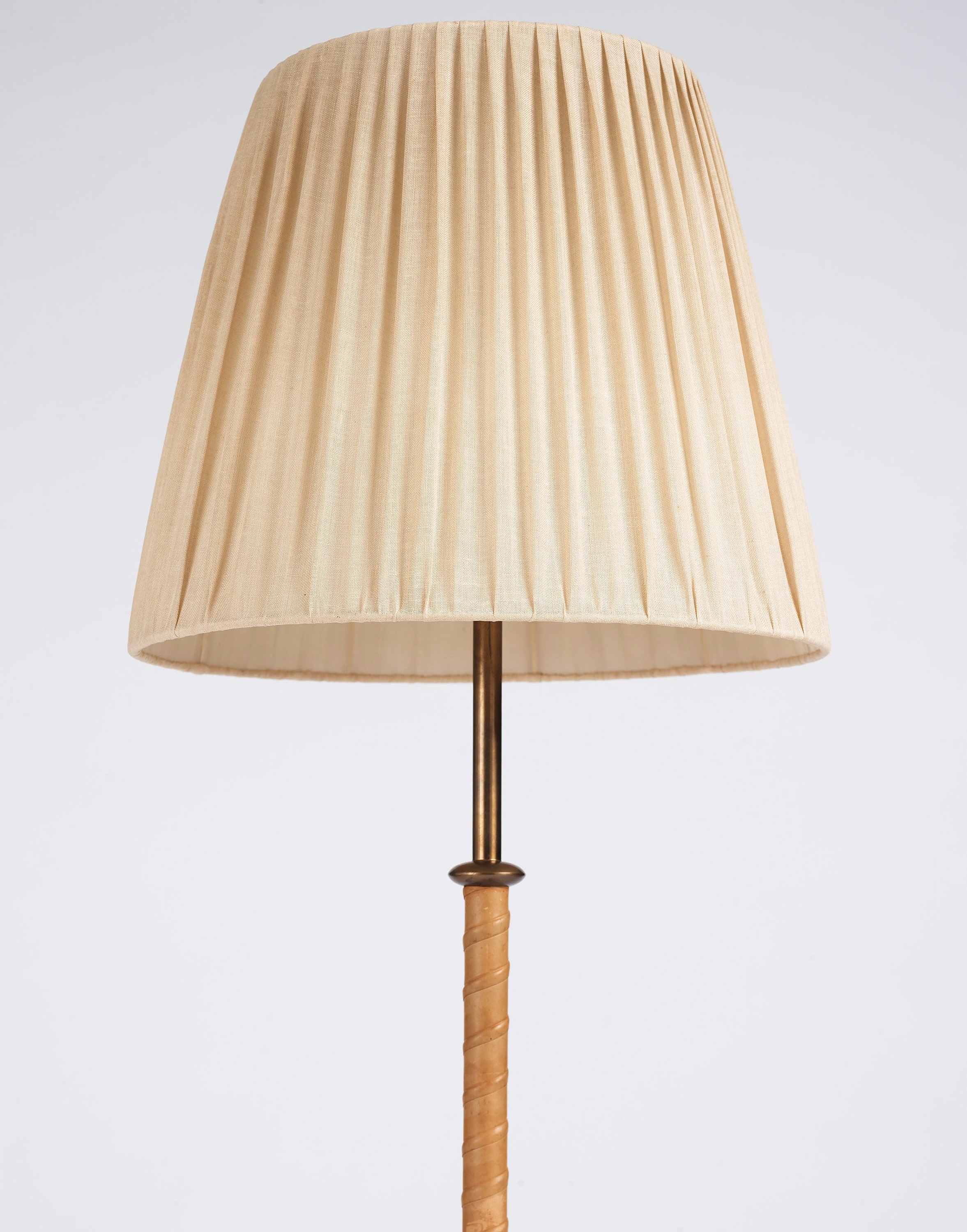 Harald Notini, golvlampa, modell "15600", Arvid Böhlmarks Lampfabrik, 1950-tal. - Bukowskis