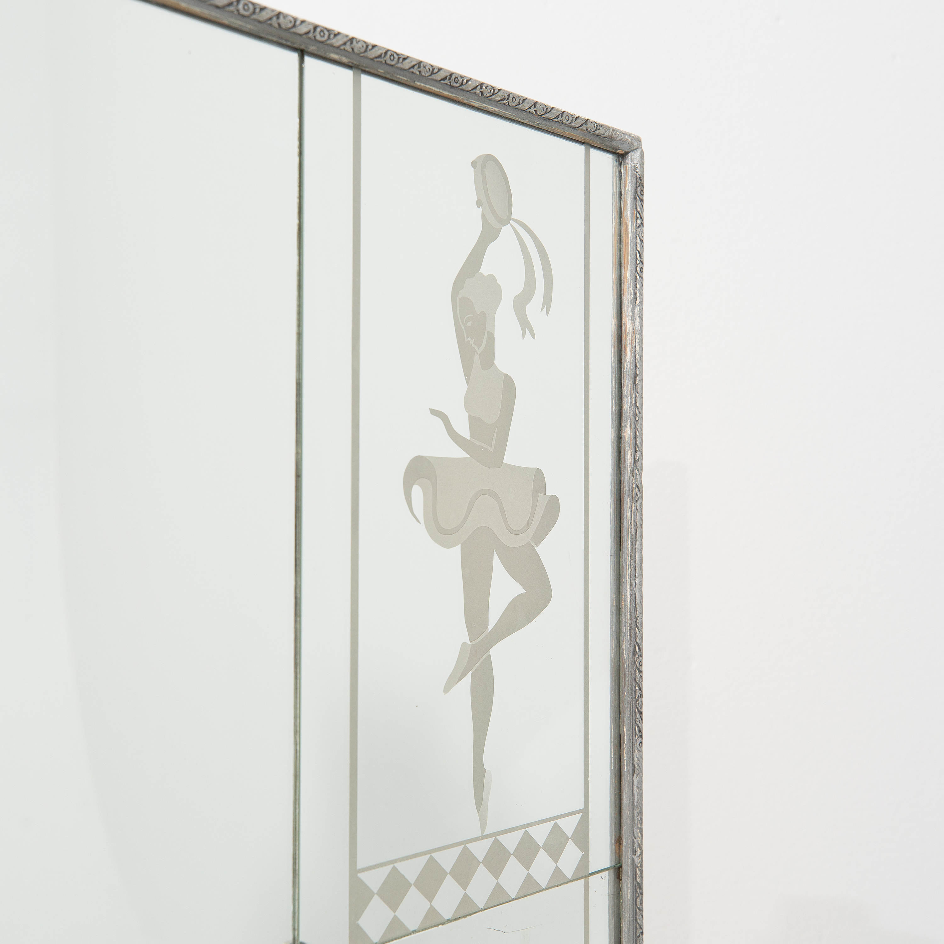 A 1940s mirror. - Bukowskis