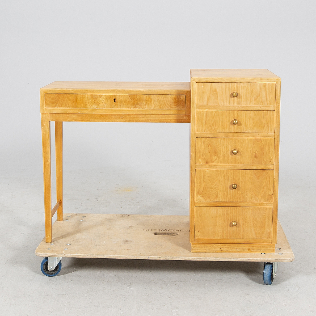 Sminkbord / skrivbord Swedish Modern 1940-tal. - Bukowskis