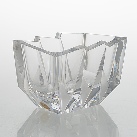 Erkkitapio Siiroinen, a 'Hakas-malja' art glass bowl signed Erkki ...