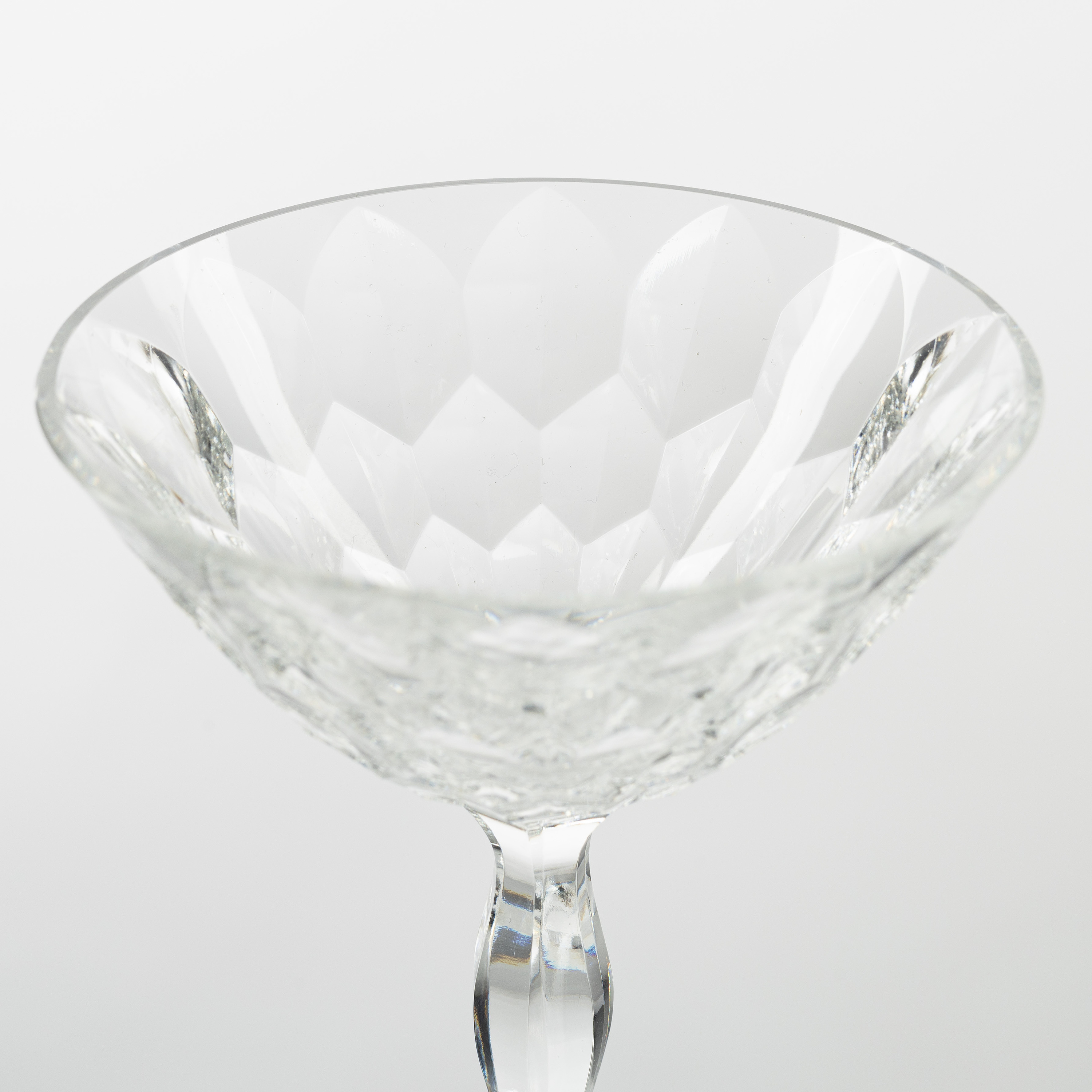 Simon Gate, a 62 piece 'Gate' glass service, Orrefors, Sweden. - Bukowskis