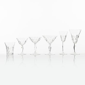 Simon Gate, a 62 piece 'Gate' glass service, Orrefors, Sweden. - Bukowskis