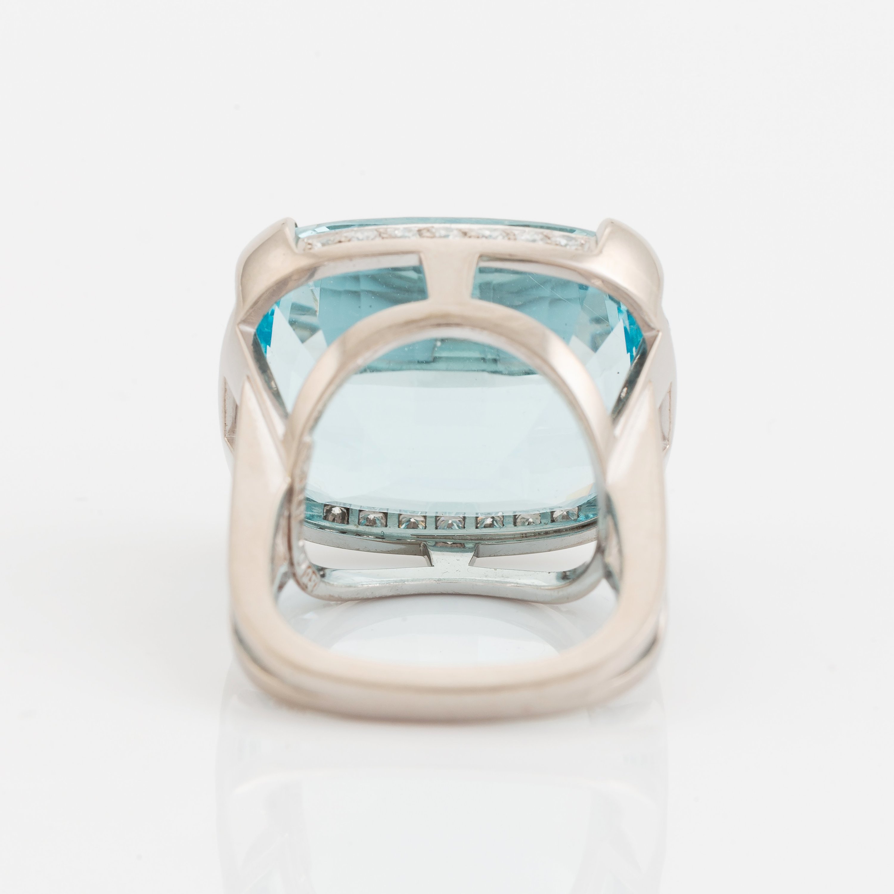 A Rey Urban ring. - Bukowskis