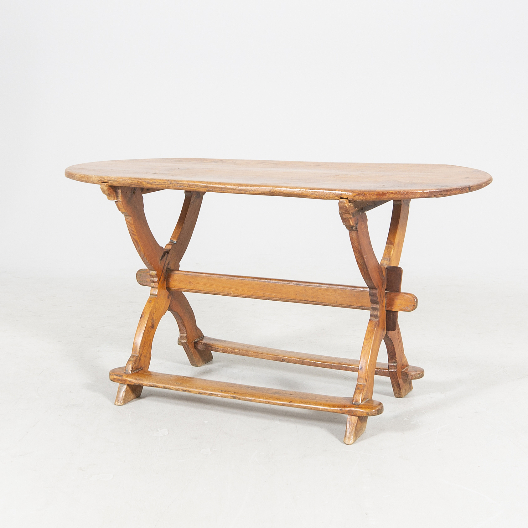 Bockbord 1800-talets mitt. - Bukowskis
