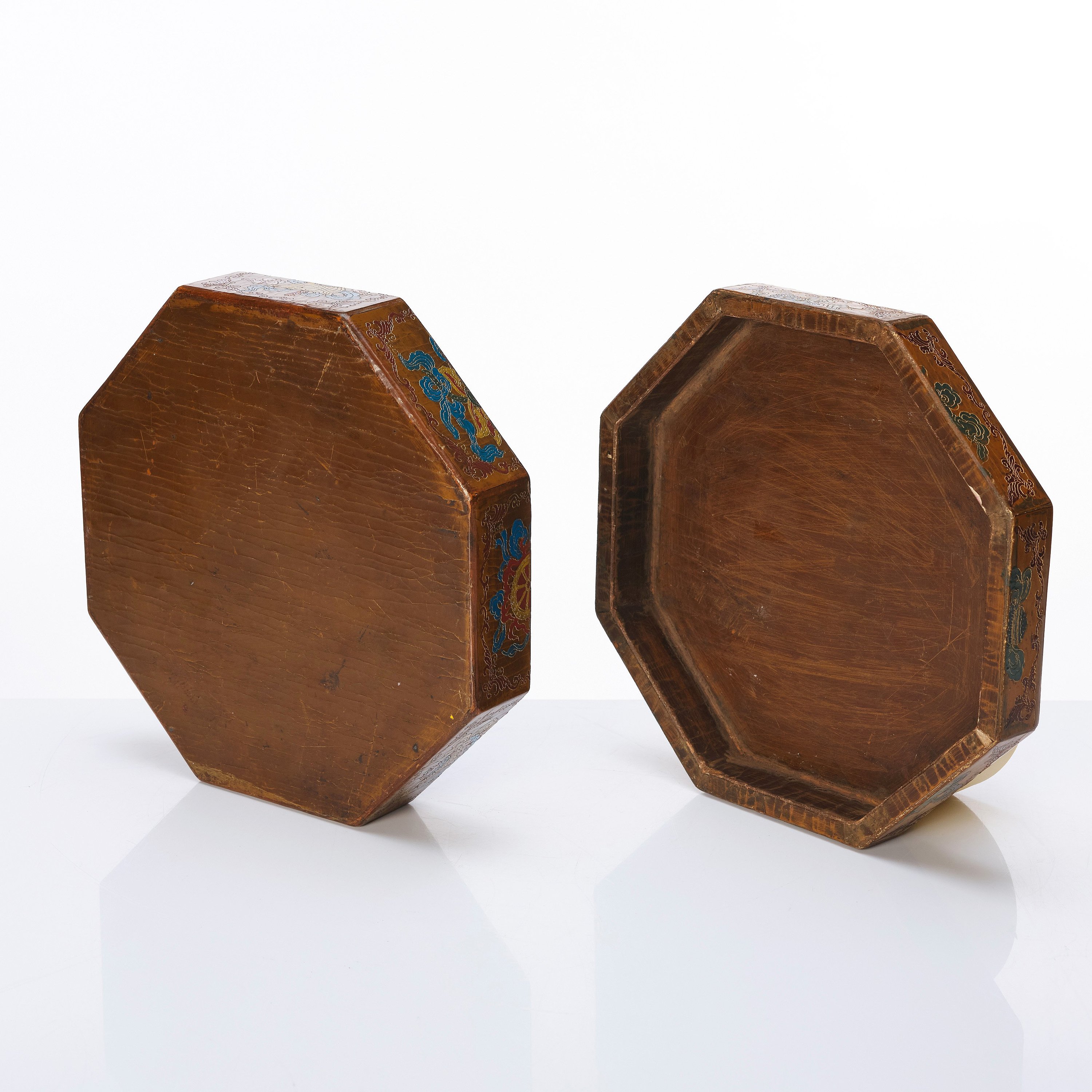 A Chinese lacquer treasure/curio box with cover, Qing dynasty with ...