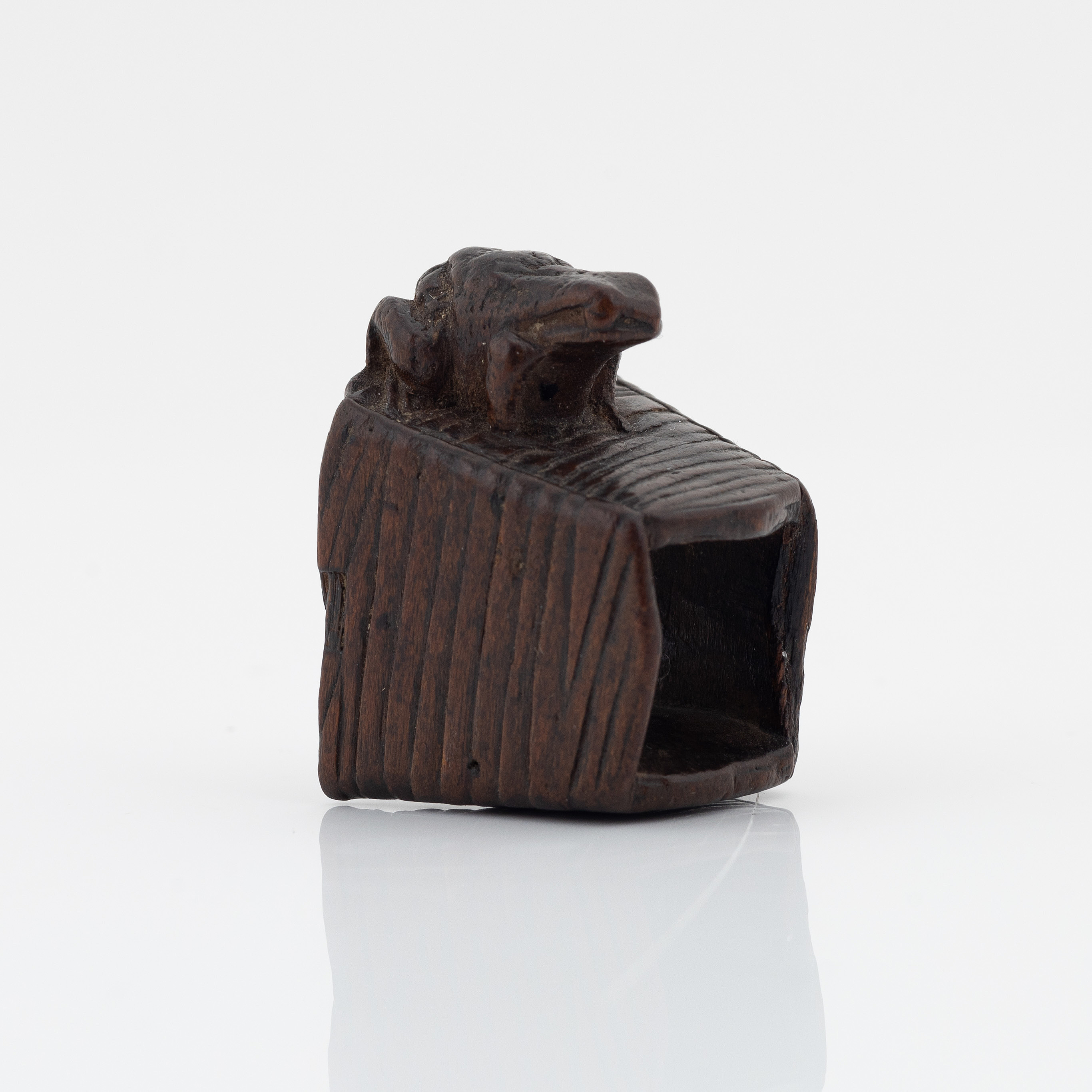 A Japanese wood netsuke of a frog, Masanao Yamada, Edo period (1615 ...