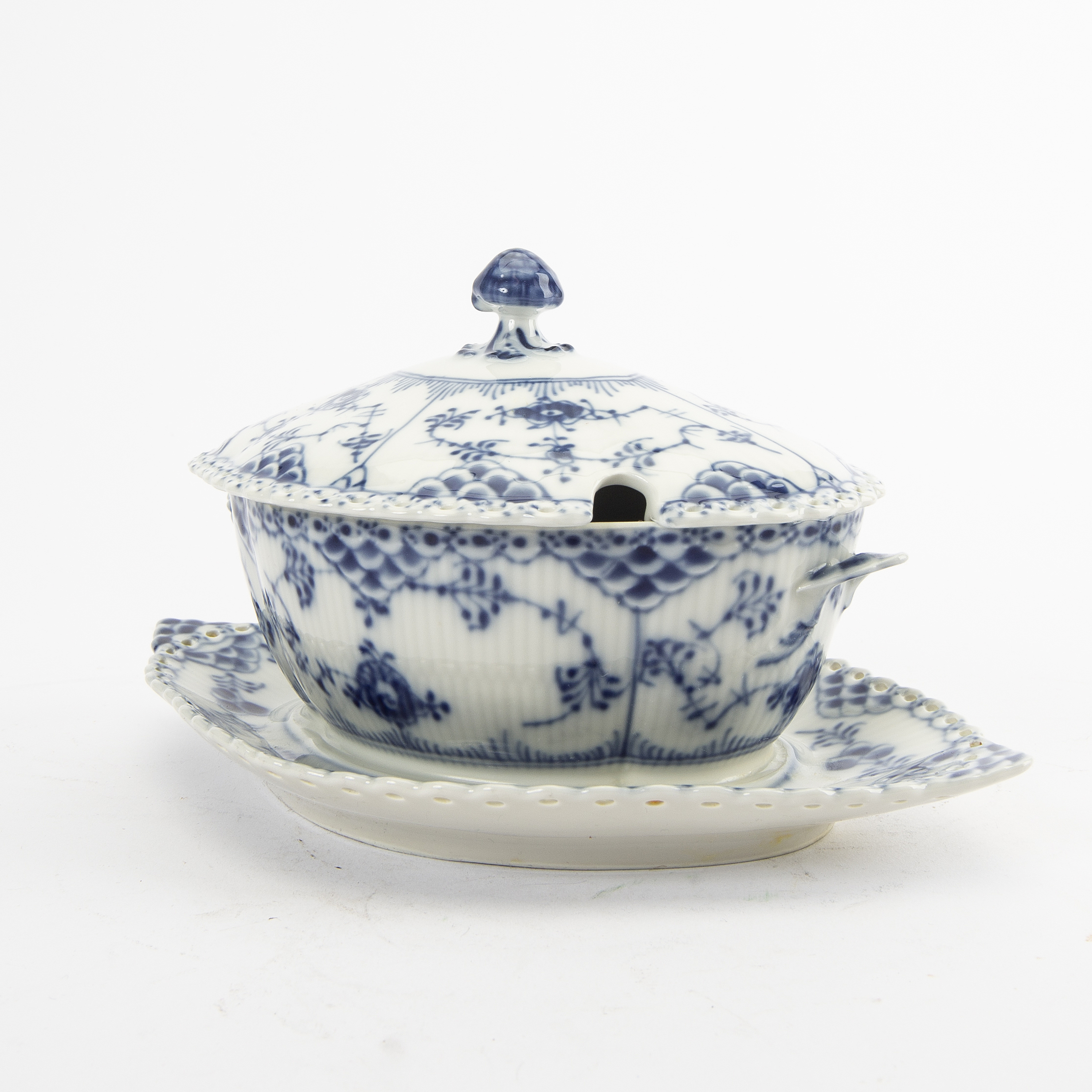 Såsterrin Musselmalet helblonde Royal Copenhagen 1974-78 porslin ...