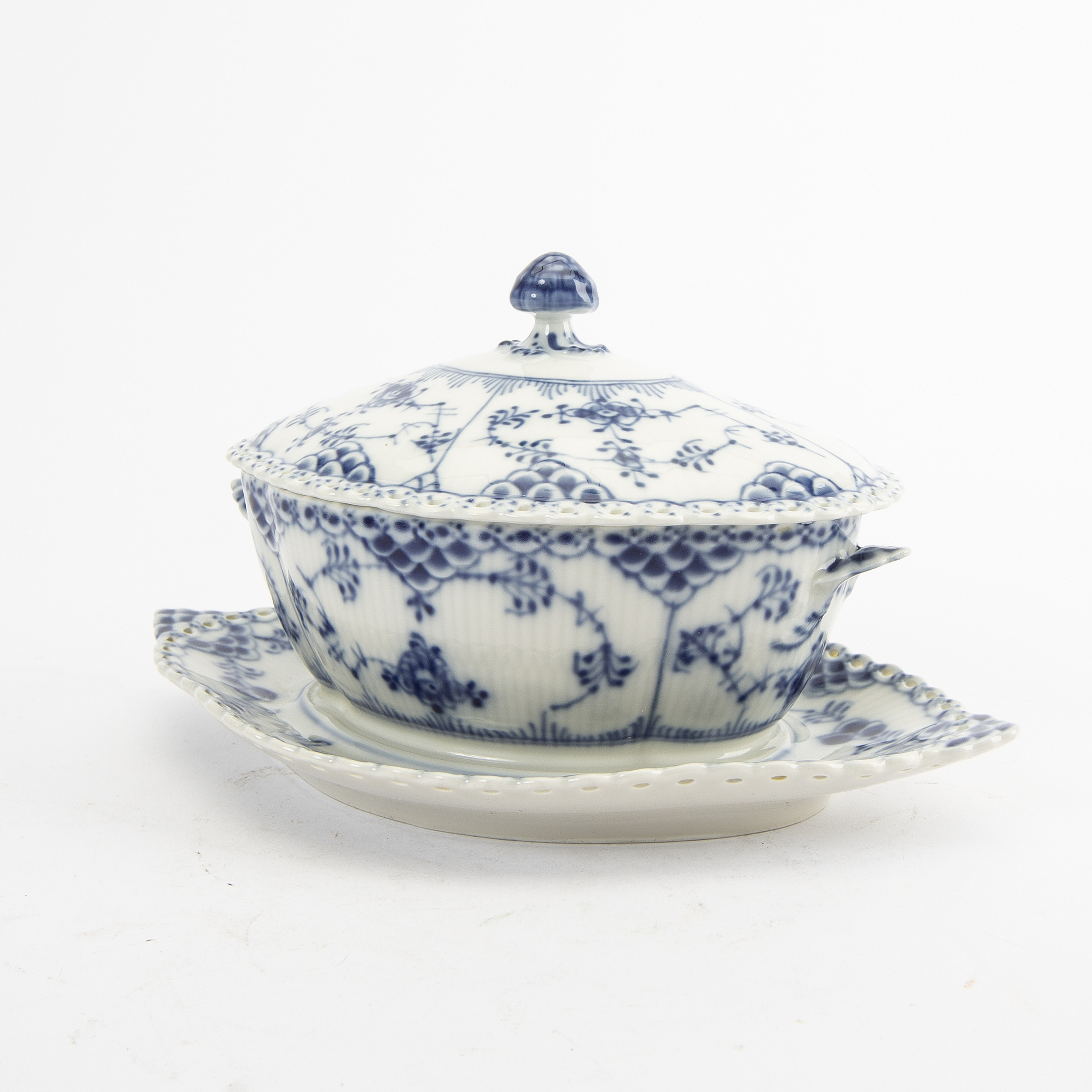 Såsterrin Musselmalet helblonde Royal Copenhagen 1974-78 porslin ...