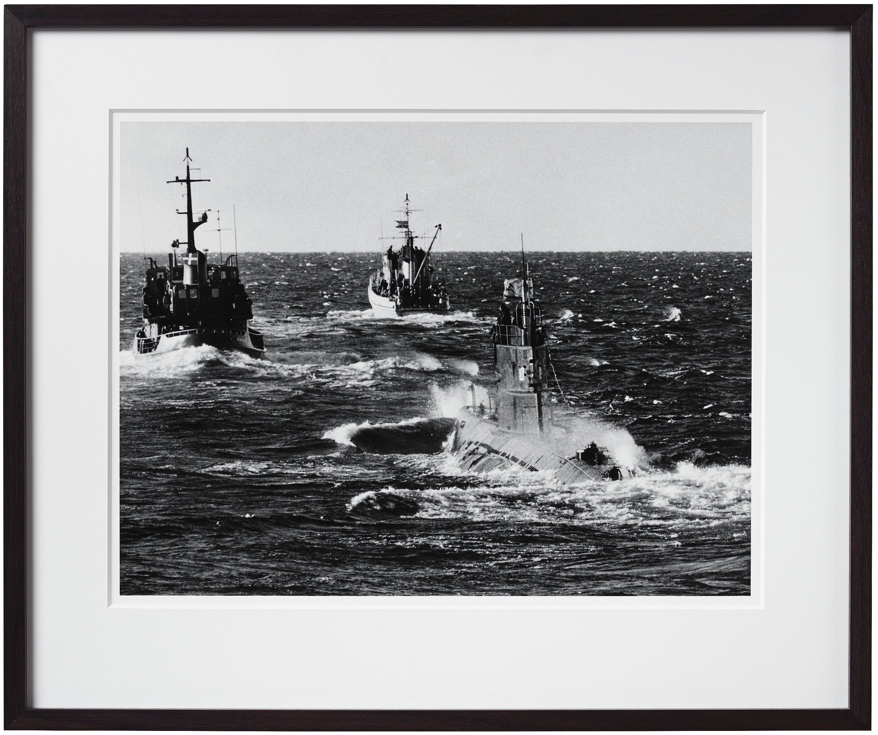 Ragnhild Haarstad, "U-137 eskorteras ut från svenskt vatten, 6/11 1981 ...
