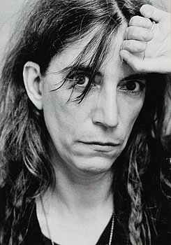 Ewa Rudling, photograph of Patti Smith, singed. - Bukowskis