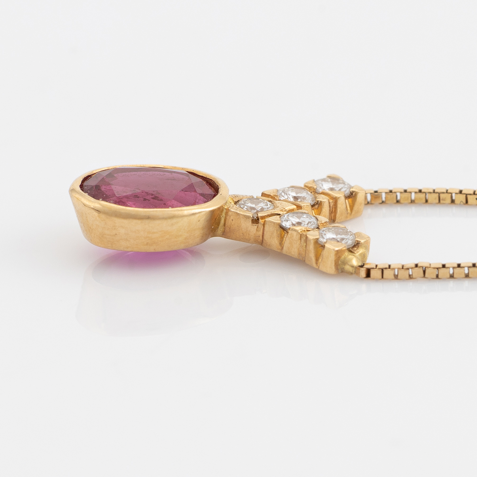 Balestra, Small briliant cut diamond and synthetic ruby necklace ...