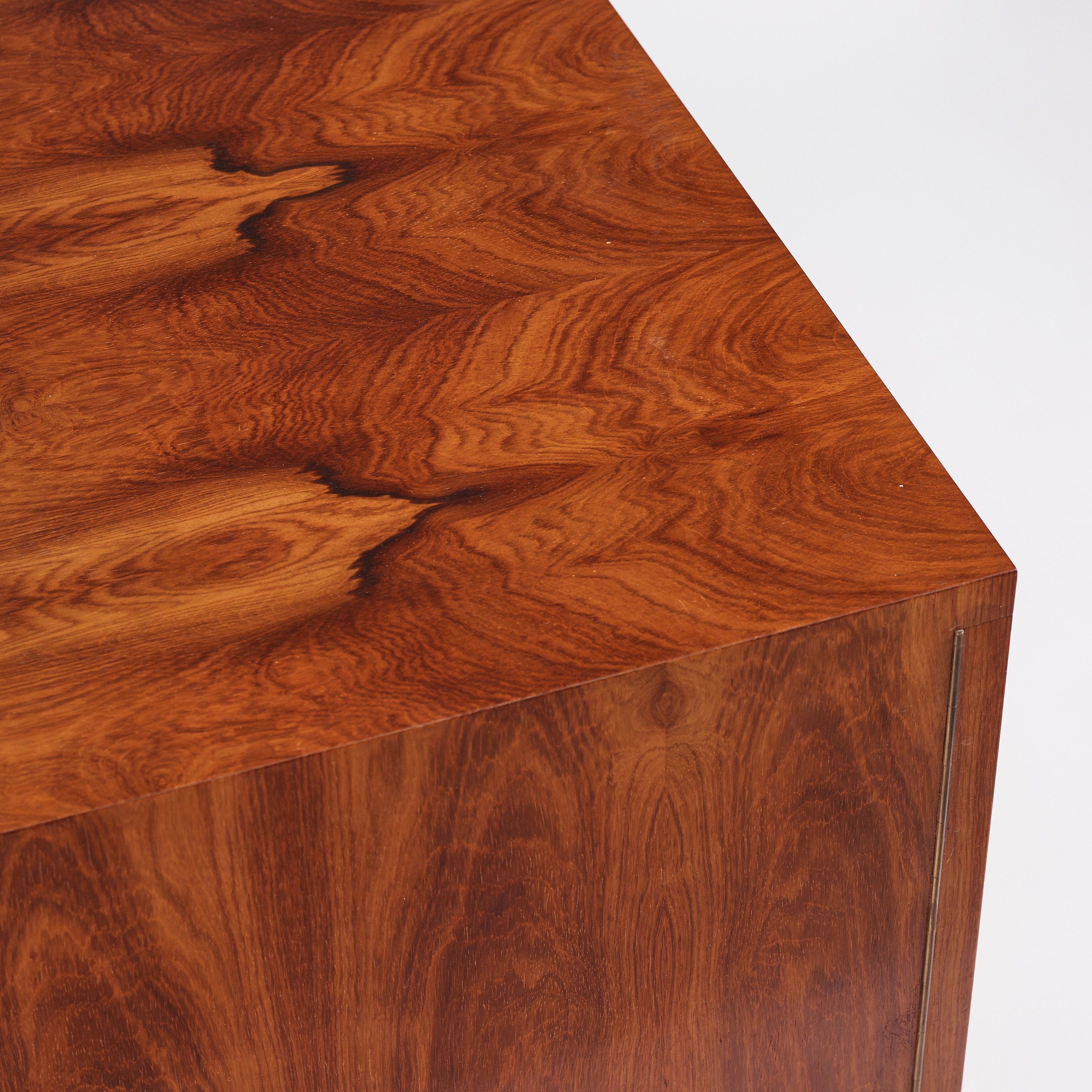 Robert Berghagen, a cabinet, cabinetmaker Carl Bergsten, for the ...