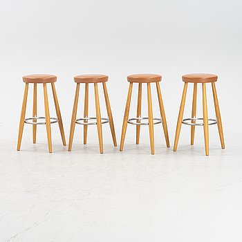 Hans J Wegner, barpallar 4 st, Carl Hansen & Son. - Bukowskis