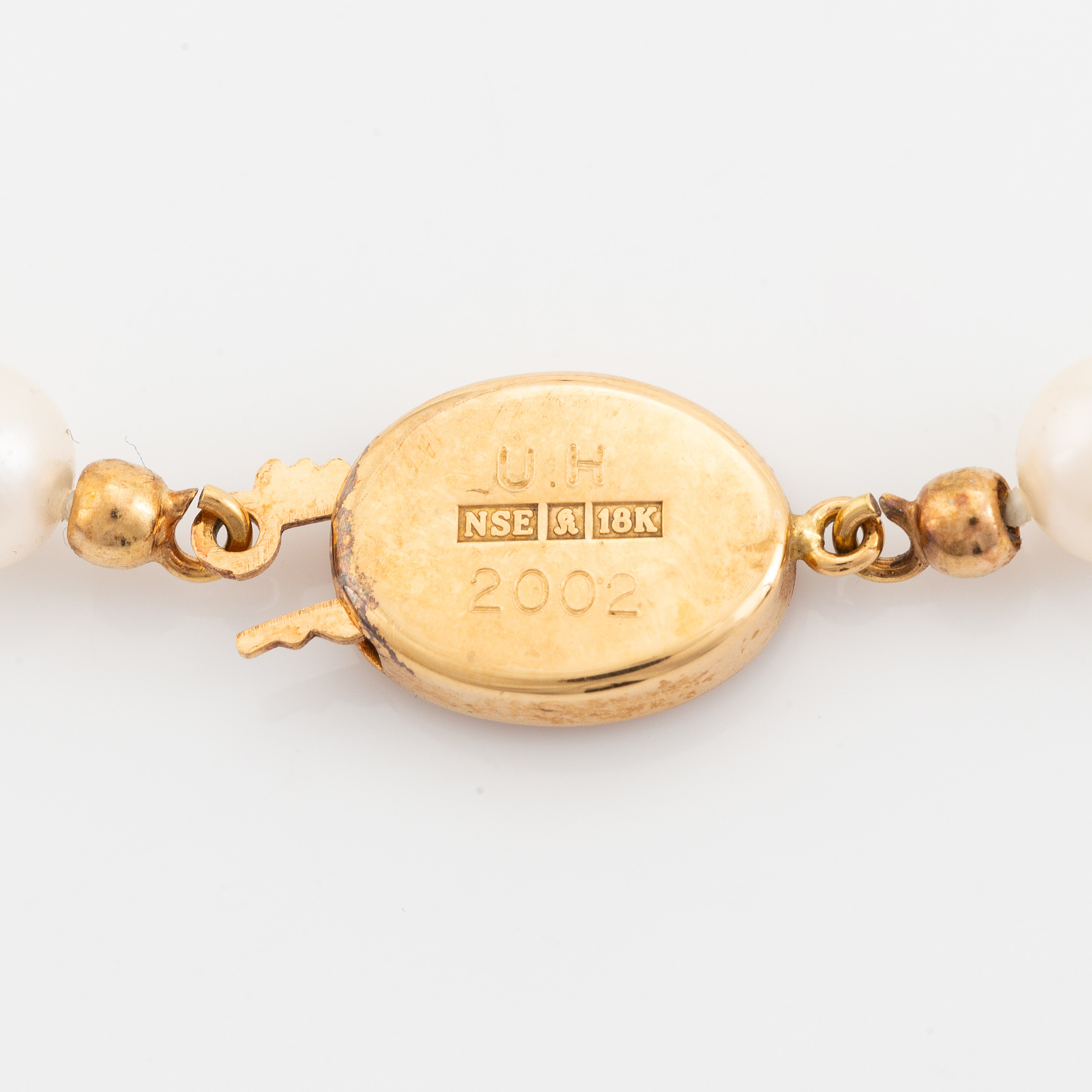 Cultured pearl necklace, clasp 18K gold. - Bukowskis