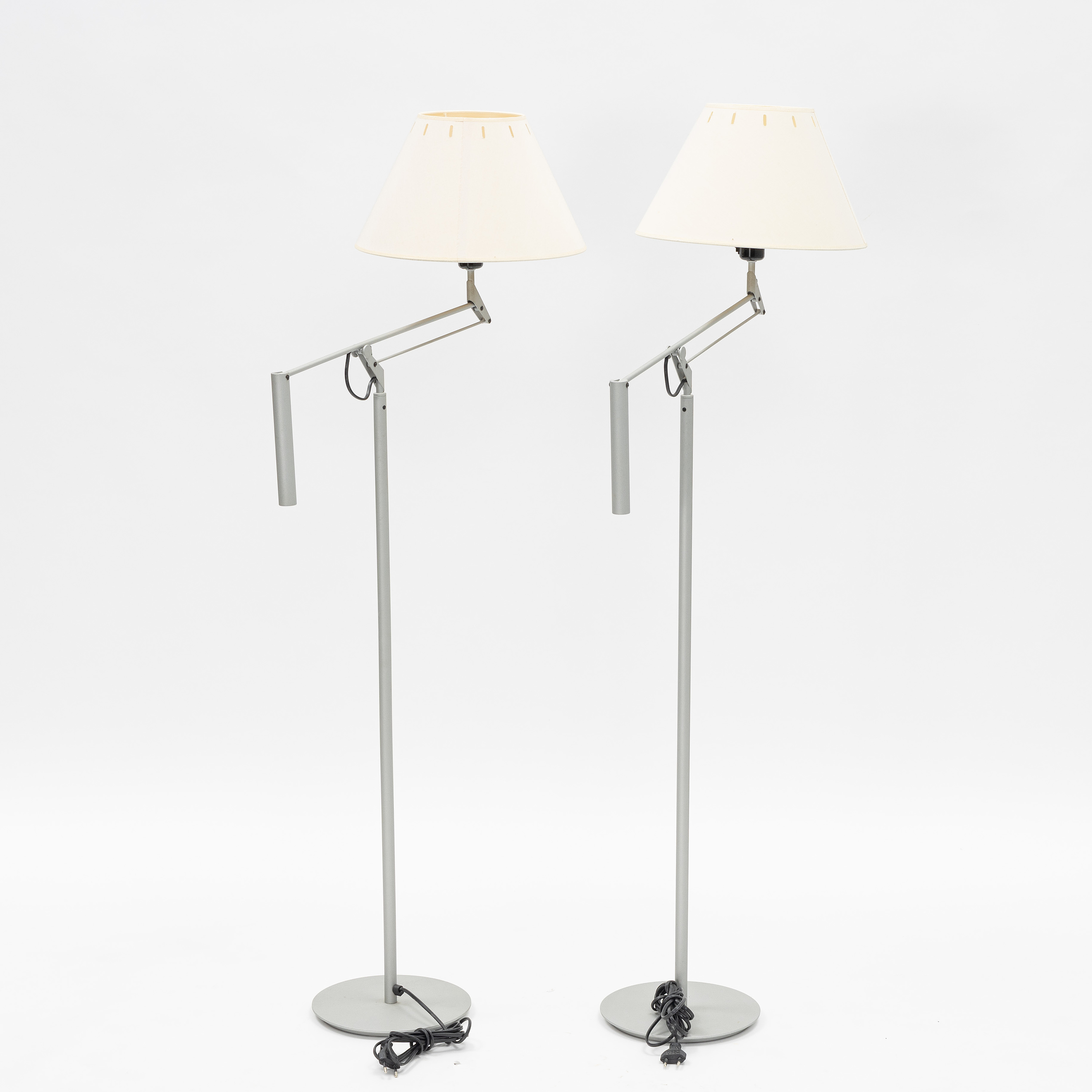 A pair of 'Galilea' floorlamps from Carpyen. - Bukowskis