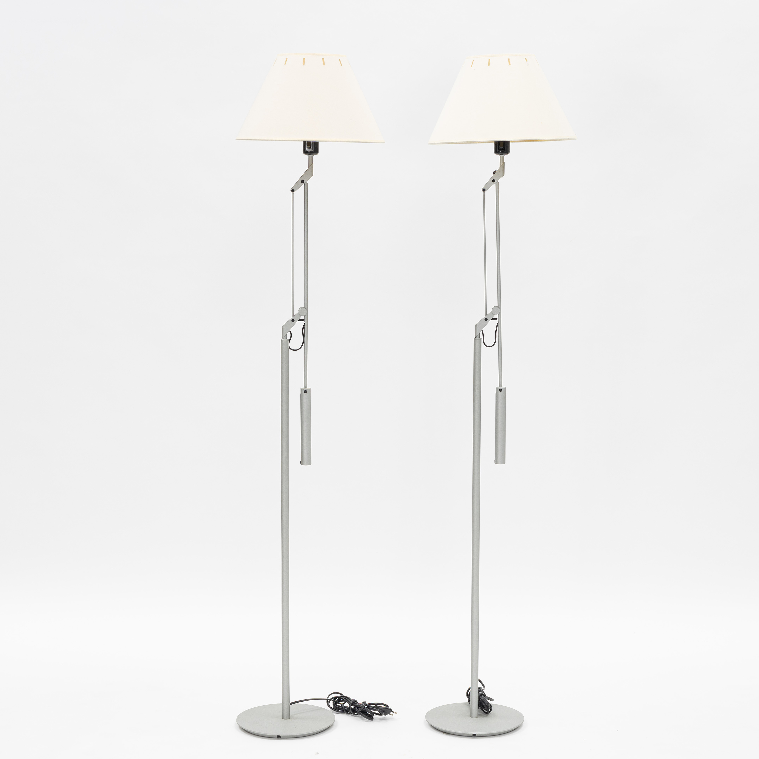 A pair of 'Galilea' floorlamps from Carpyen. - Bukowskis
