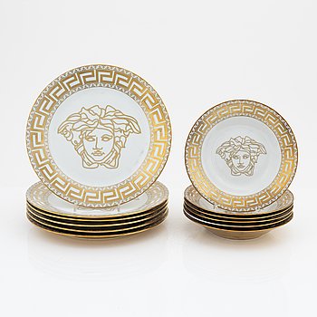 A group of twelve porcelain Versace, Italy. - Bukowskis