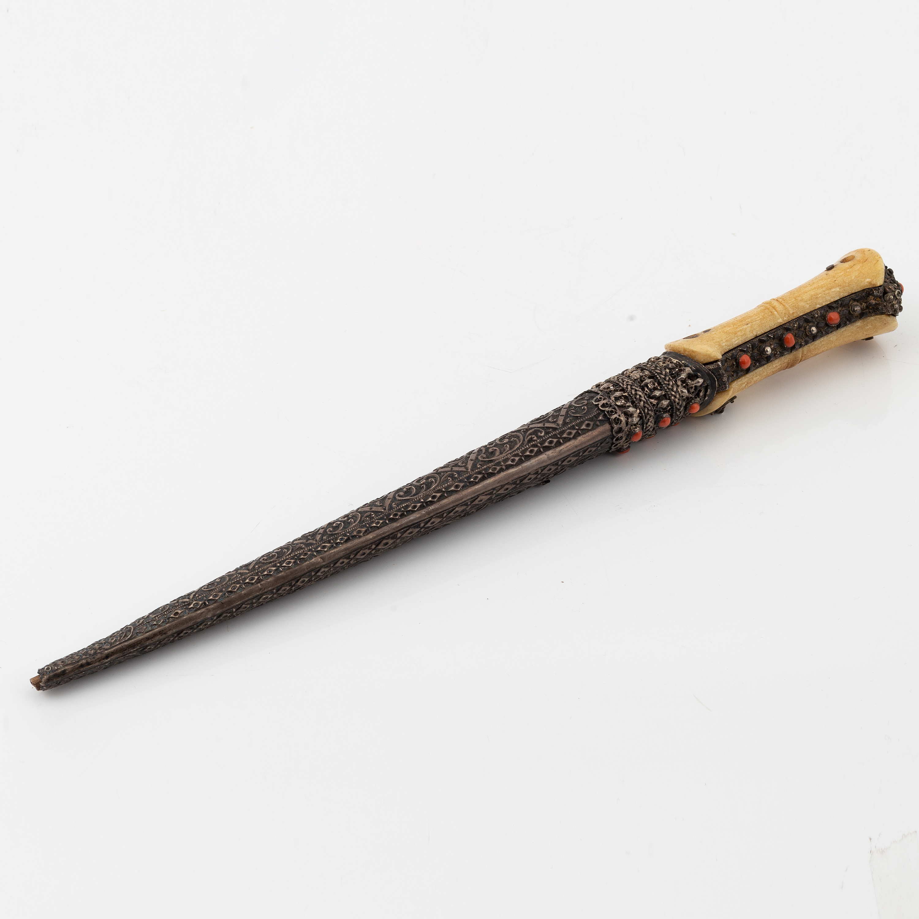 A Turkish dagger, 19th Century. - Bukowskis