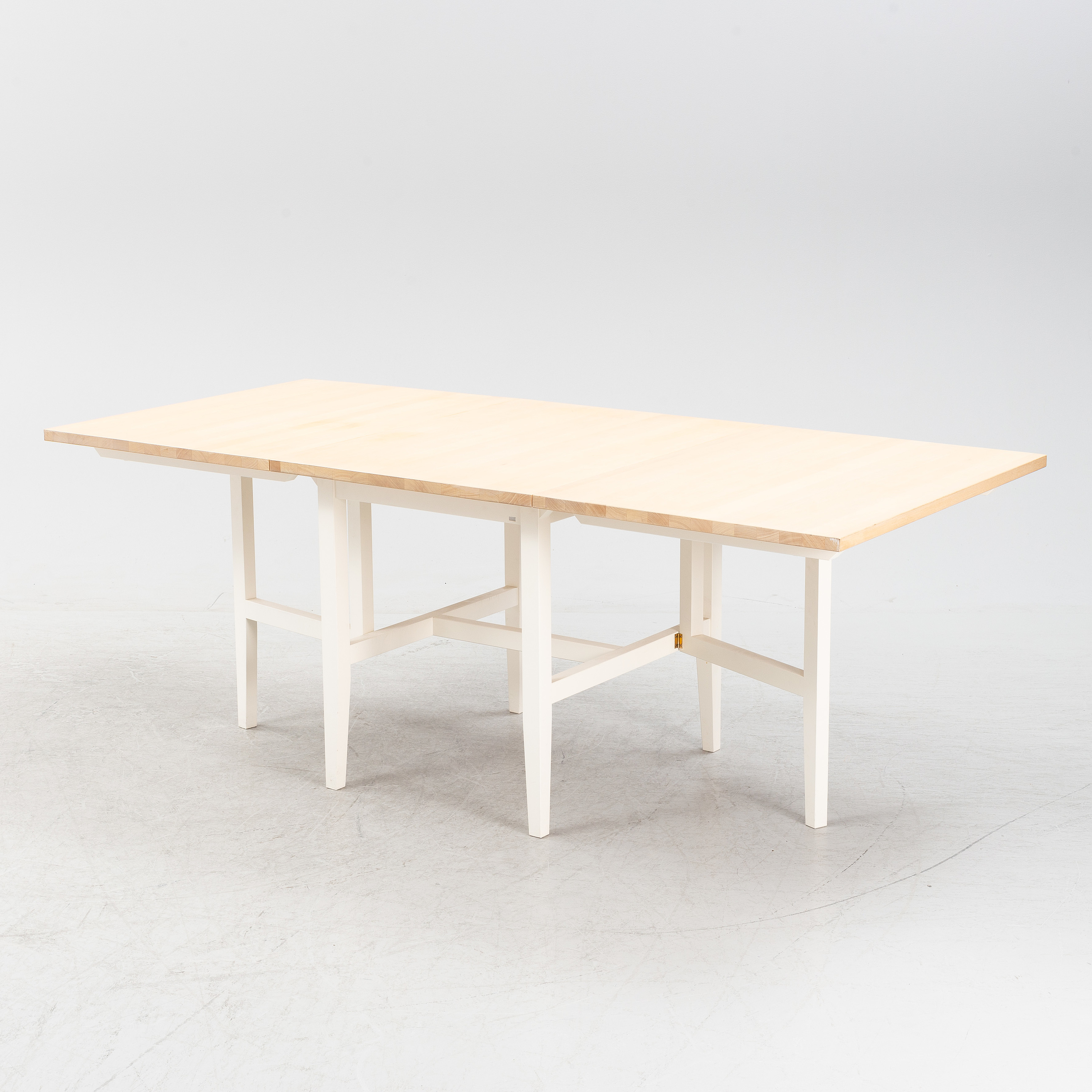 G.A.D (Gute Art & Design), a gate legged table 'Ardre'. - Bukowskis