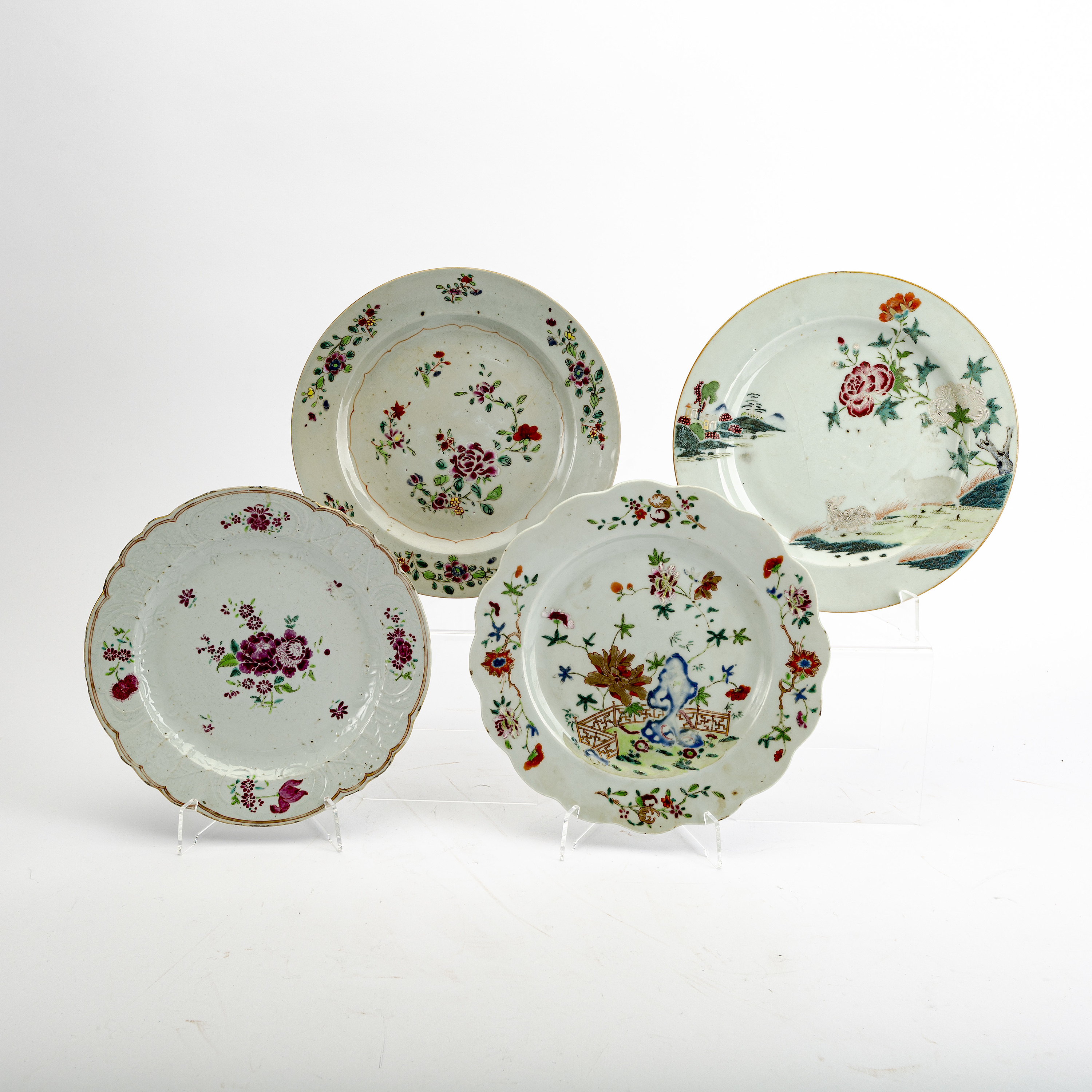 A set of four Chinese dinner plates, Qing dynasty, Qianlong (1736-95 ...