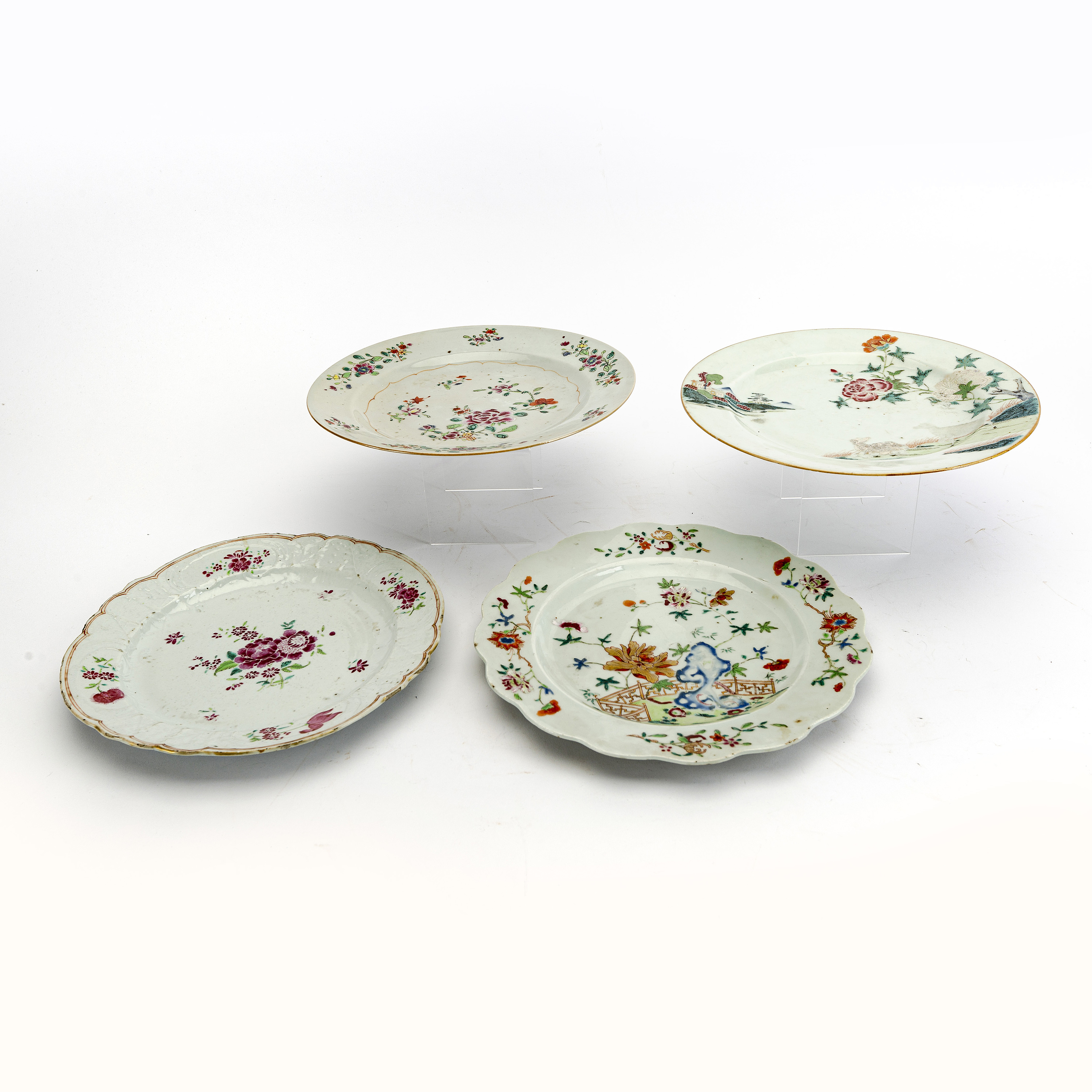 A set of four Chinese dinner plates, Qing dynasty, Qianlong (1736-95 ...