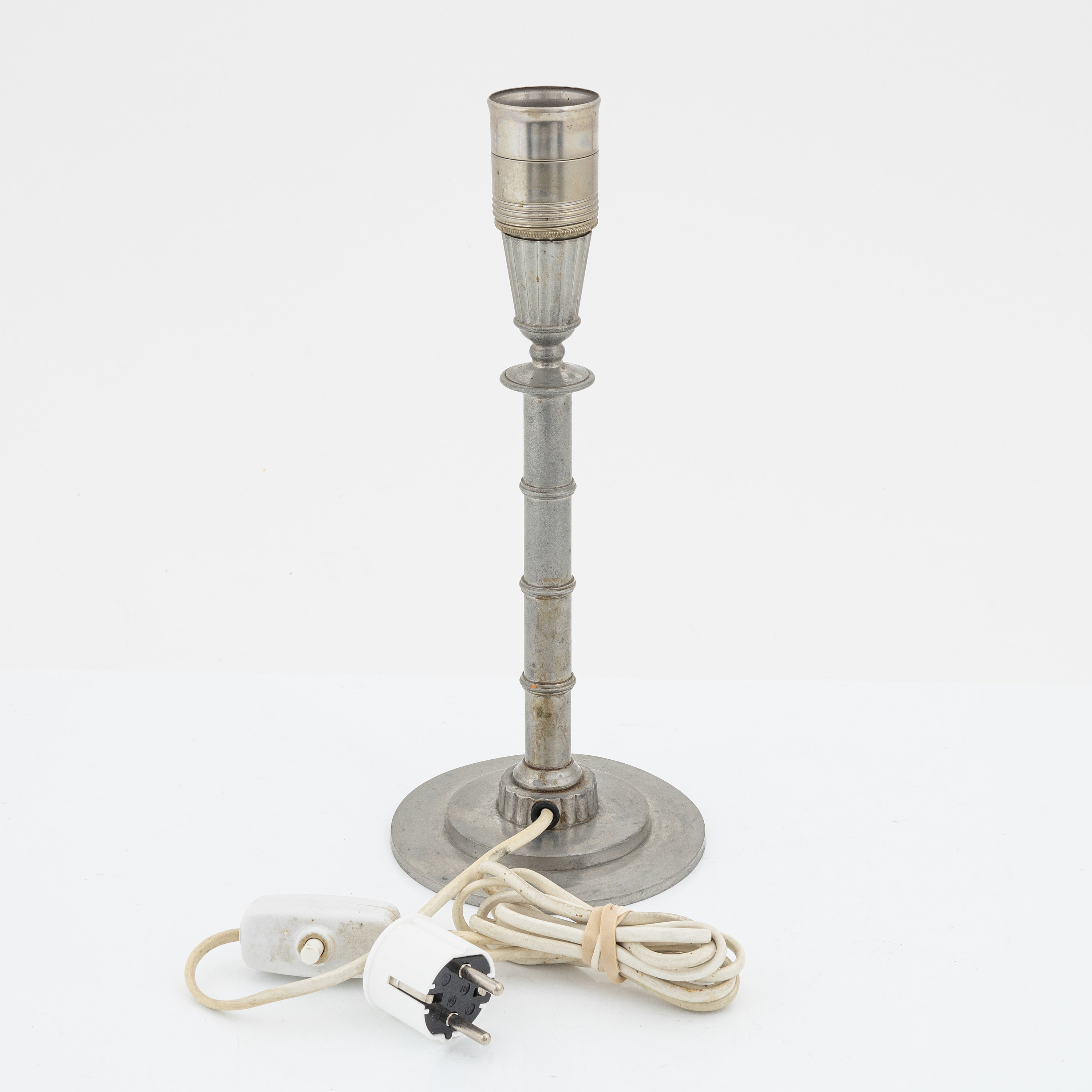 Erik Fleming, bordslampa, tenn, Norrahammars Tenn, 1931. - Bukowskis