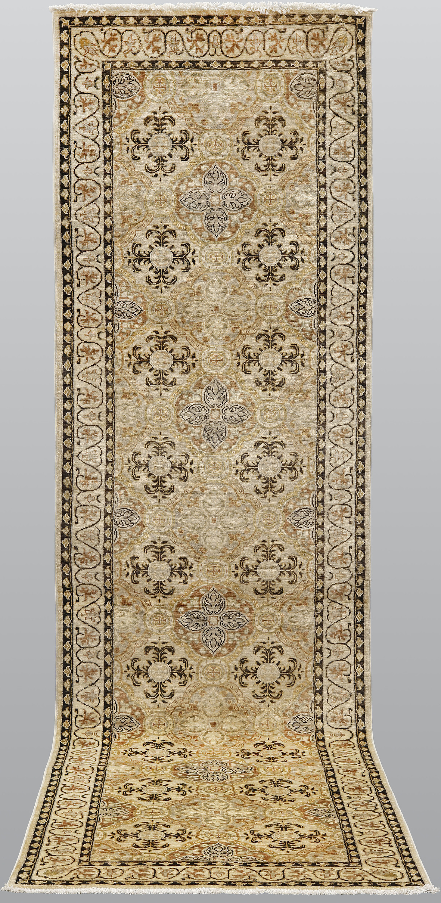 A runner, Ziegler design, ca 315 x 94 cm. - Bukowskis