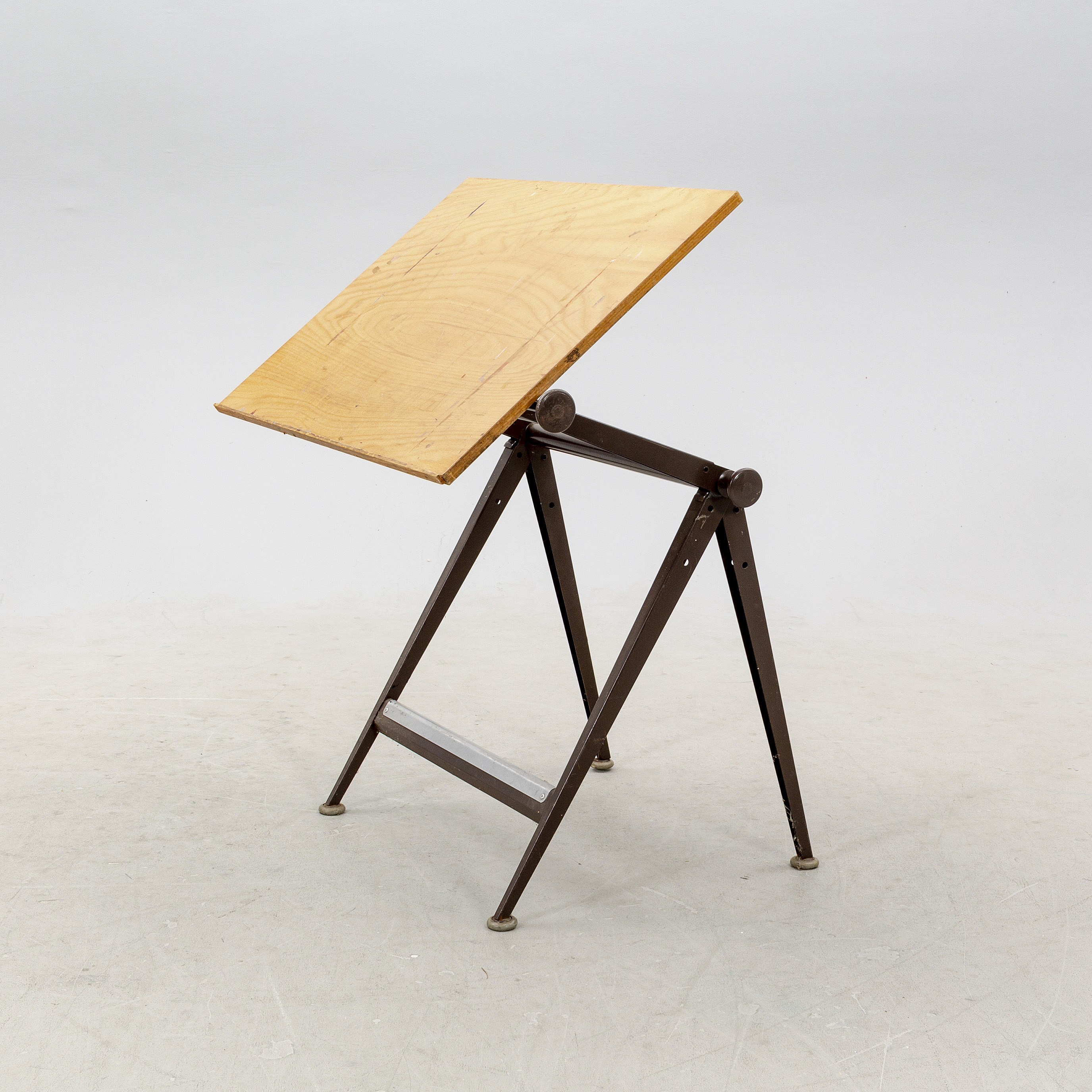 Friso Kramer, Architect's table/Drawing table, for De Cirkel, Holland ...