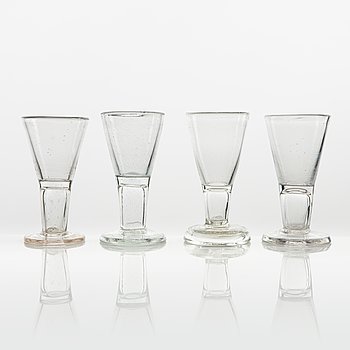 Snapsglas, 4 st, 1700/1800-tal. - Bukowskis