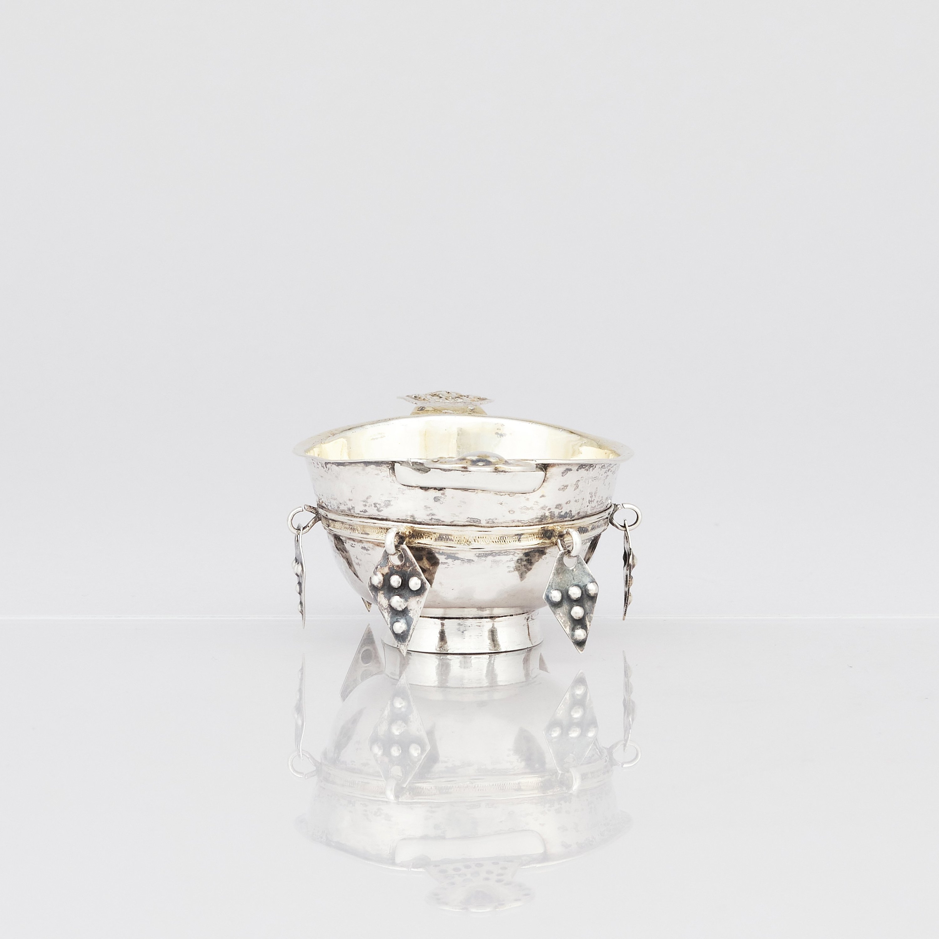 Johan Westerberg, kåsa/skrammelkåsa, delvis förgyllt silver, (1807-1829 ...