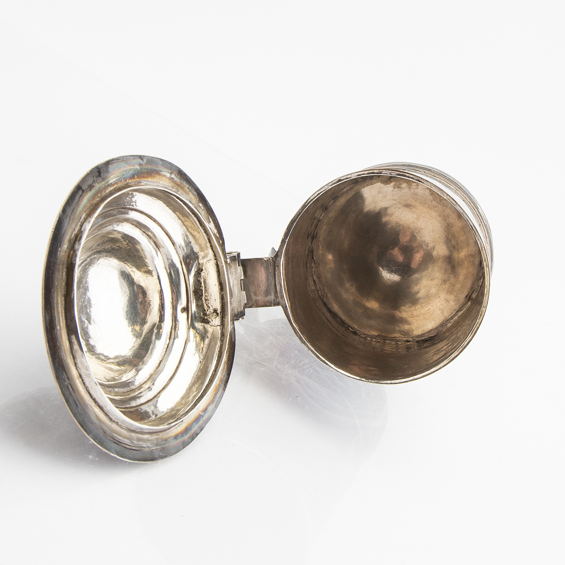 An English 18th century silver tankard. - Bukowskis