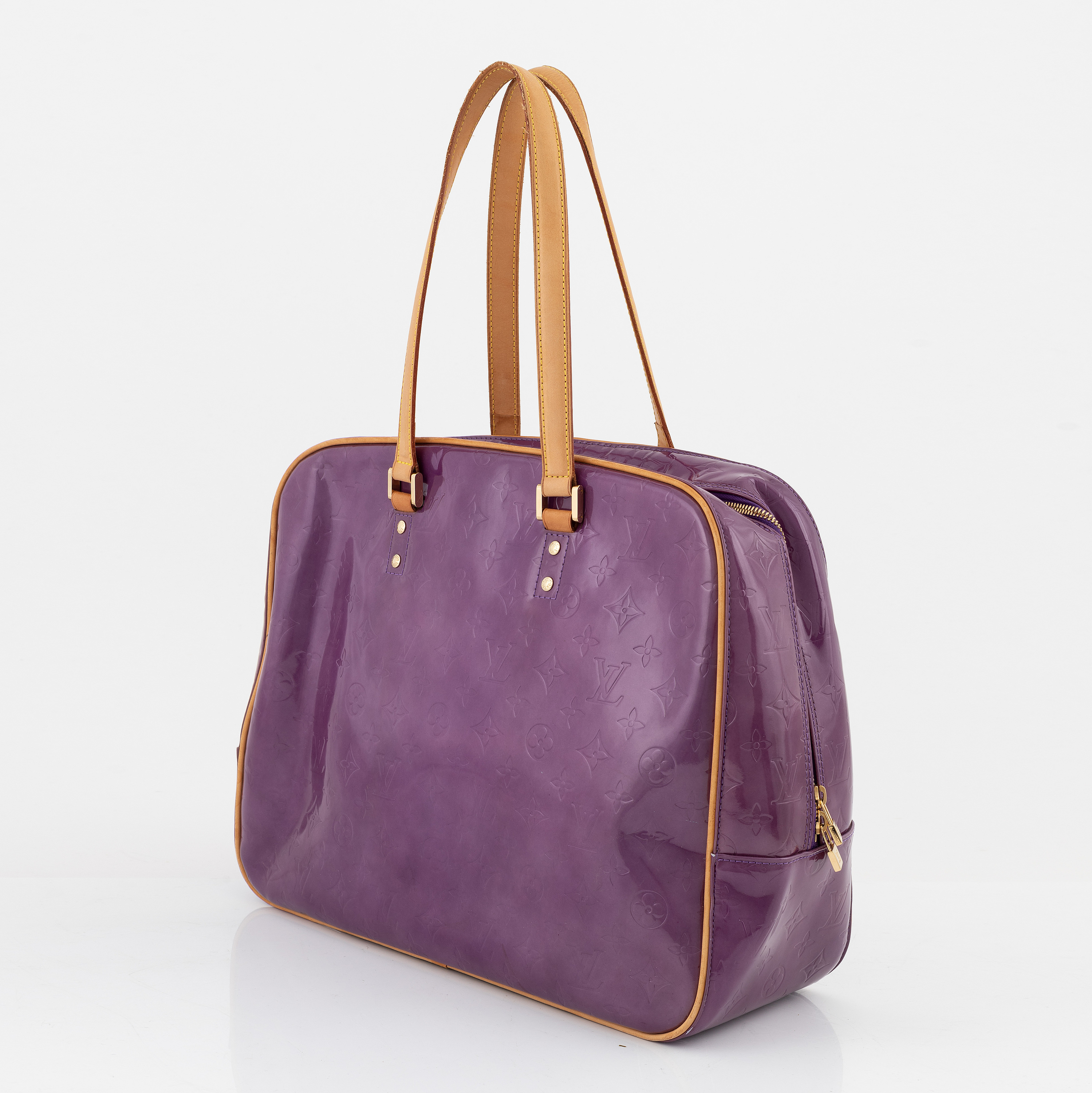 Louis Vuitton, väska, "Sutton Violet", 2001. - Bukowskis