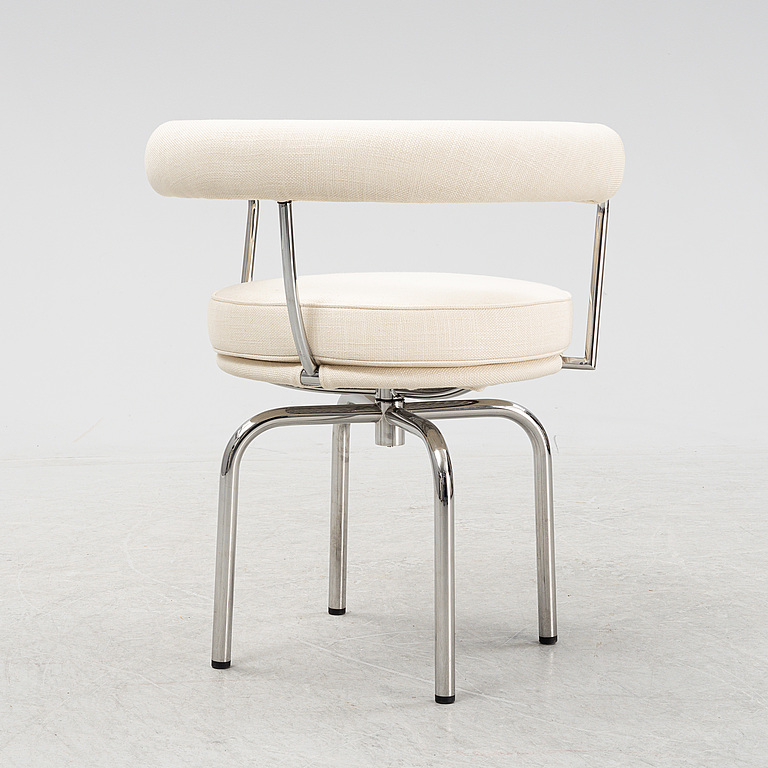 A LC 7 swivel chair by Charlotte Perriand & Pierre Jeanneret & Le ...