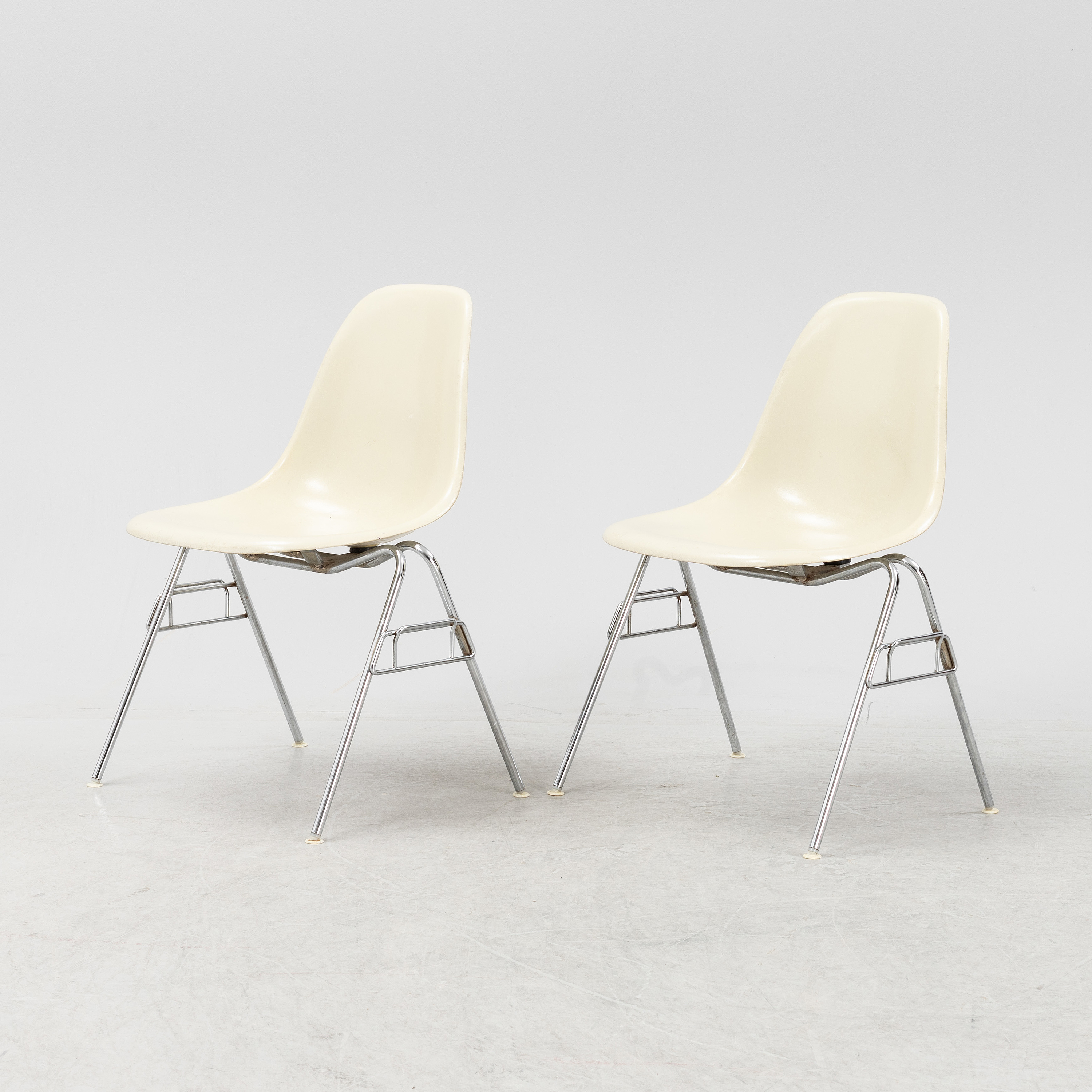 Charles & Ray Eames, stolar, 6 st, Herman Miller, 1950-/60-tal. - Bukowskis