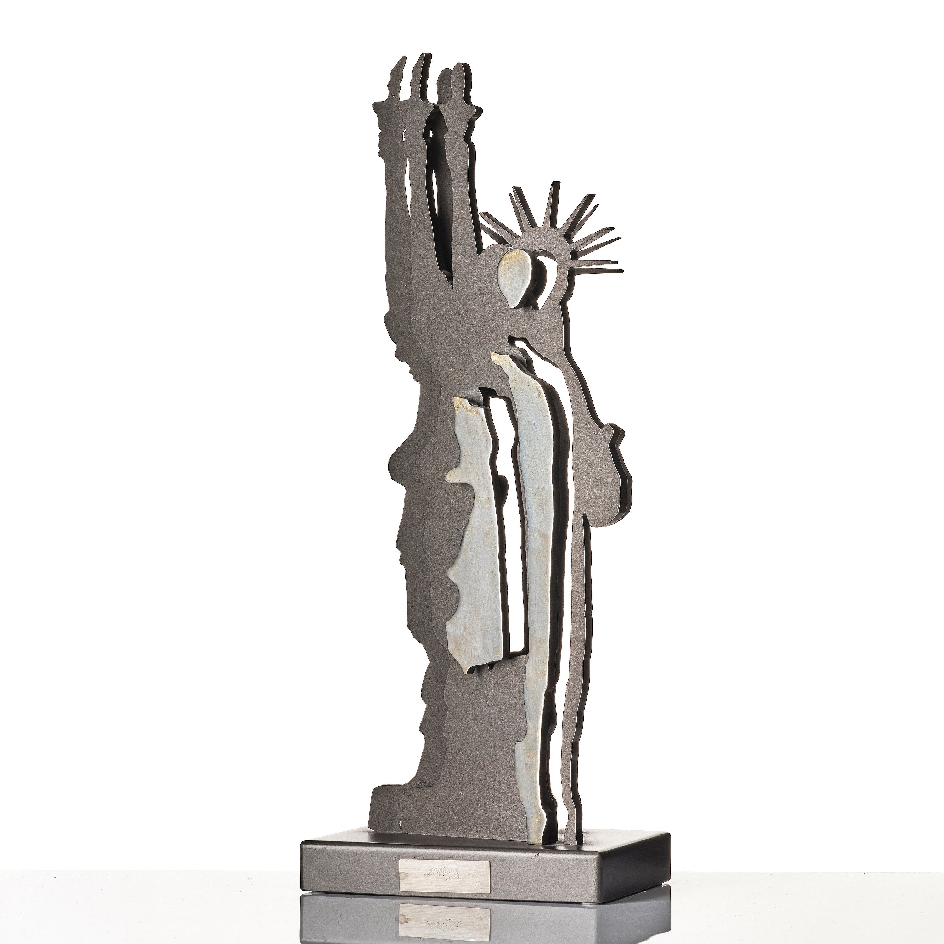 Arman (Armand Pierre Fernandez), "La Phantome de la Liberté". - Bukowskis