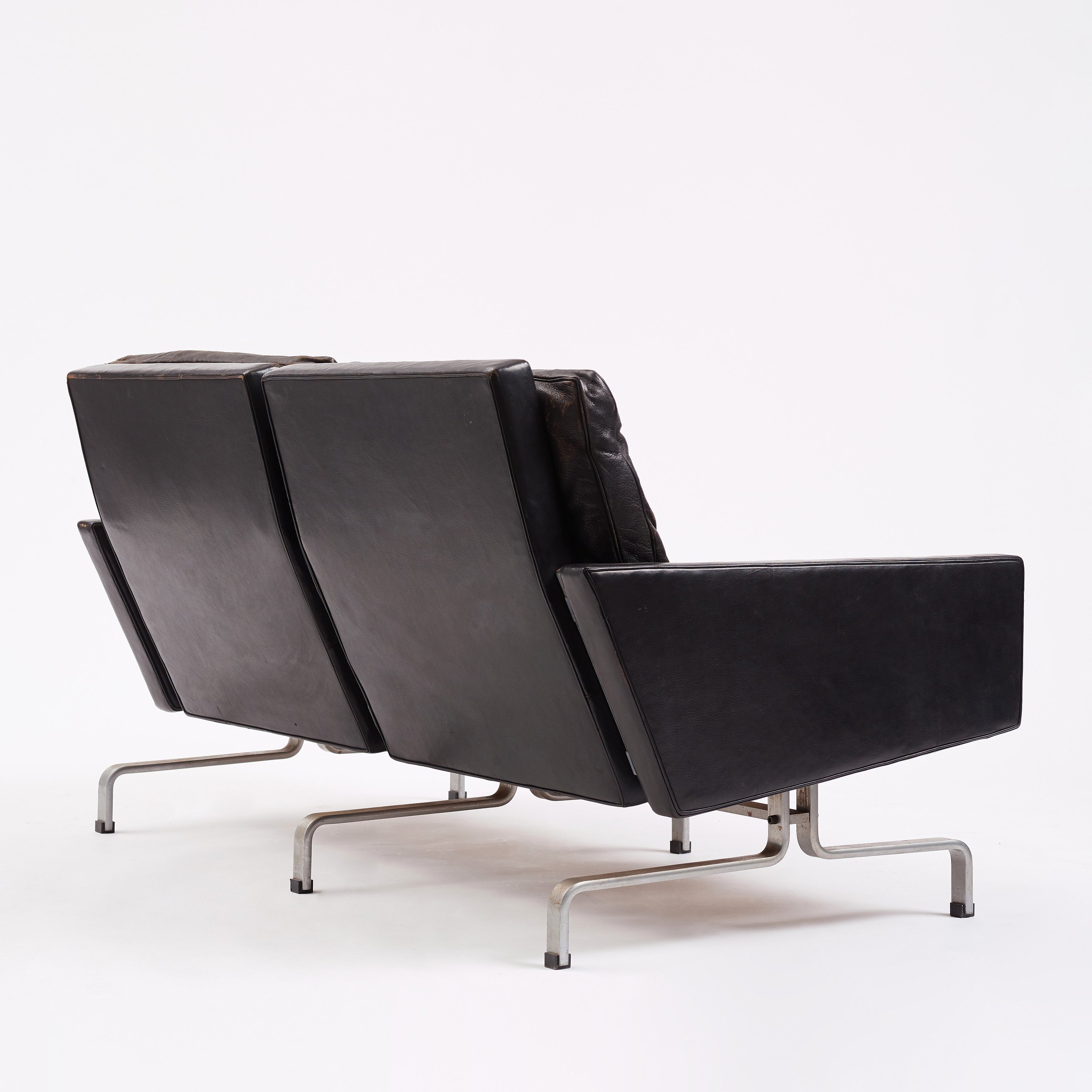 Poul Kjaerholm, soffa, "PK-31-2", E Kold Christensen, Danmark. - Bukowskis