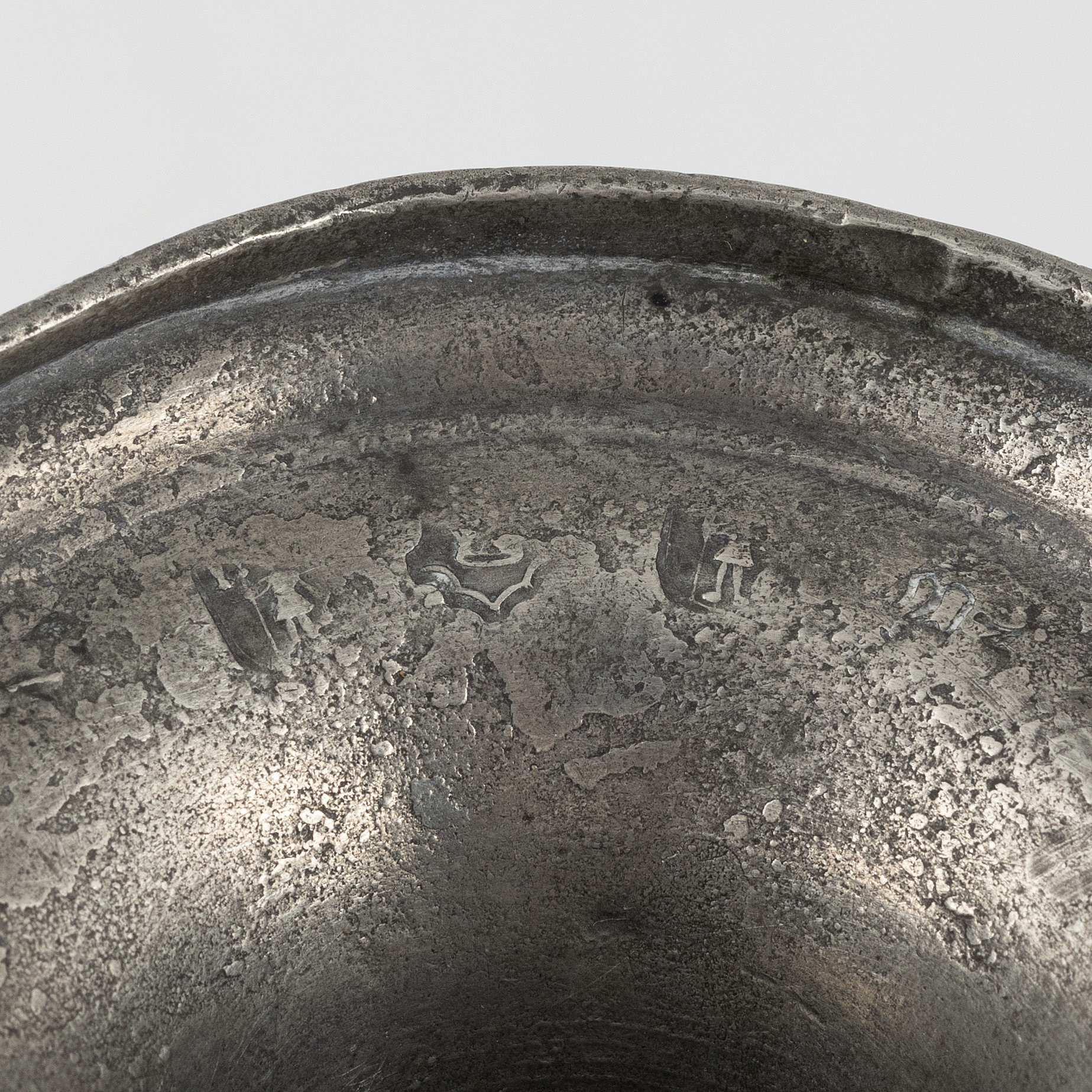 Samling tenn, 8 delar, bl.a. Erik Wikgren, Nyköping (mästare 1805-1846 ...