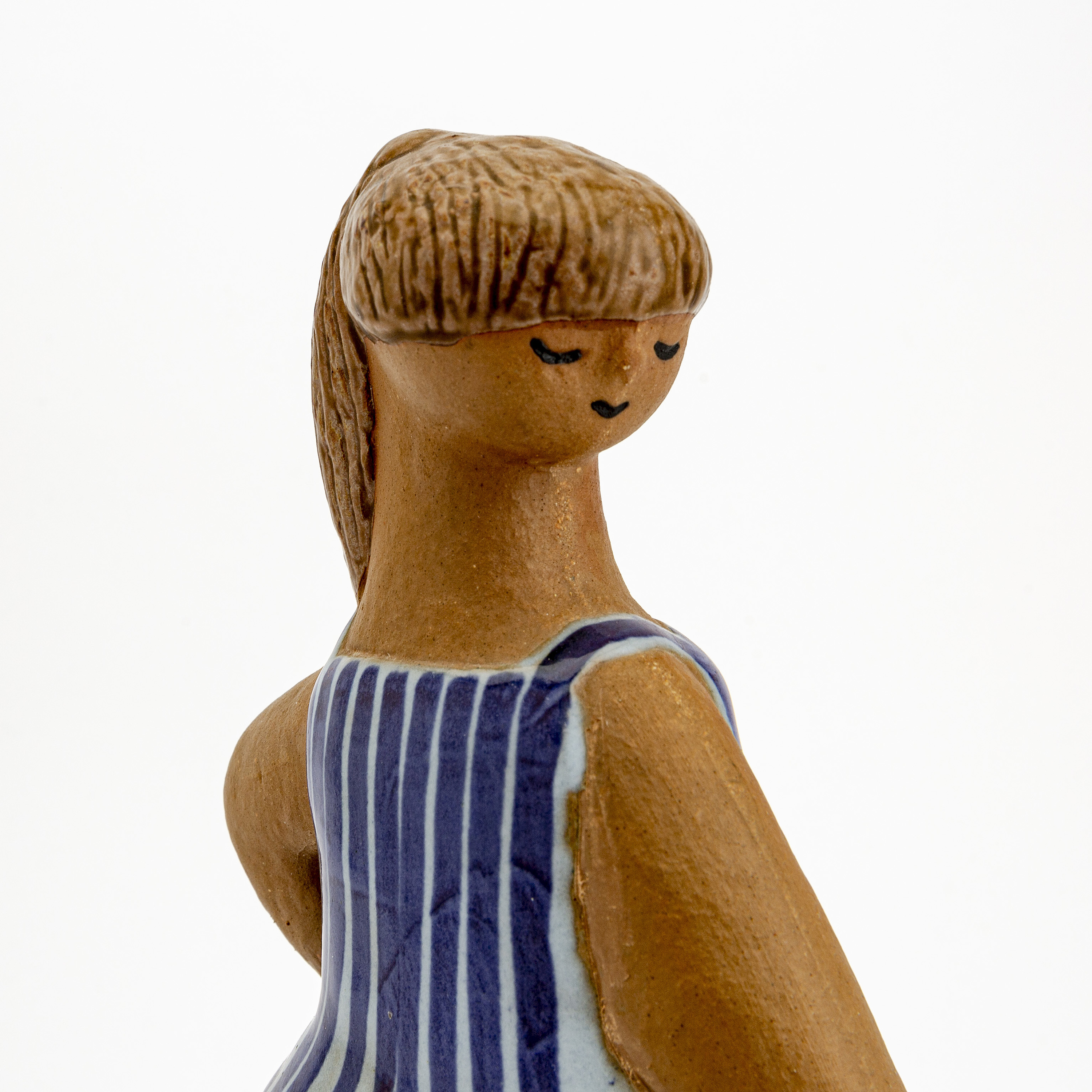 A Lisa Larson stoneware Dora figurine from Gustavsberg. - Bukowskis