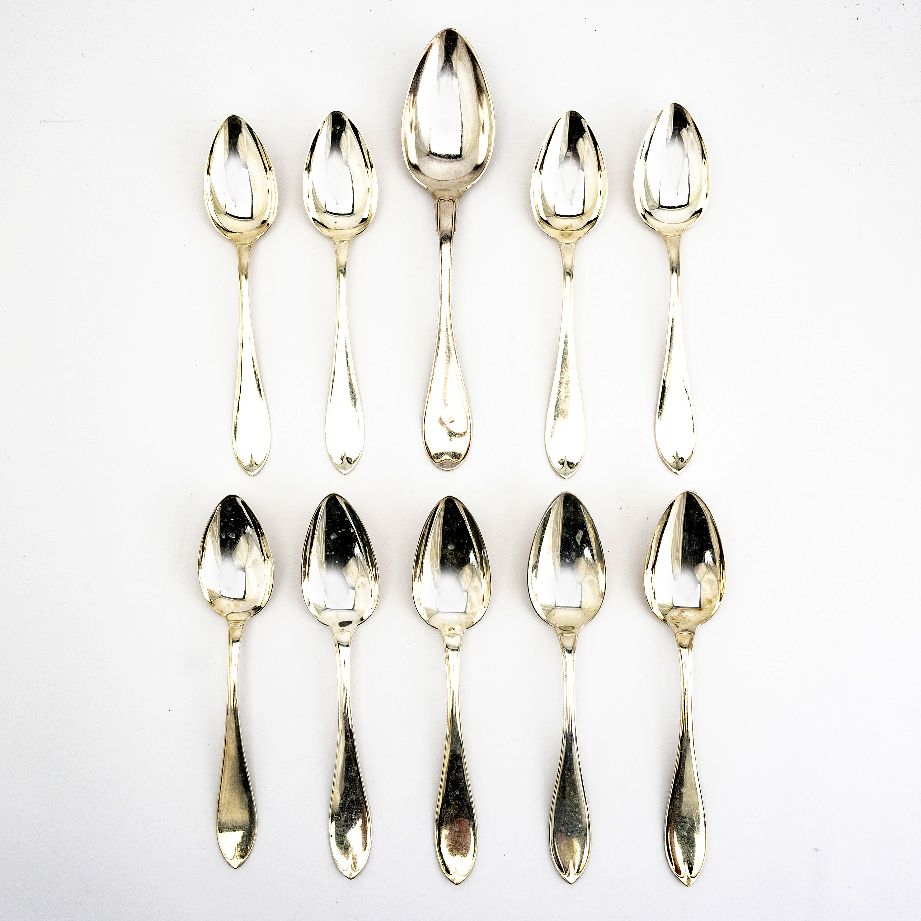 Skedar 10 st silver 1900-talets början olika mästare. - Bukowskis