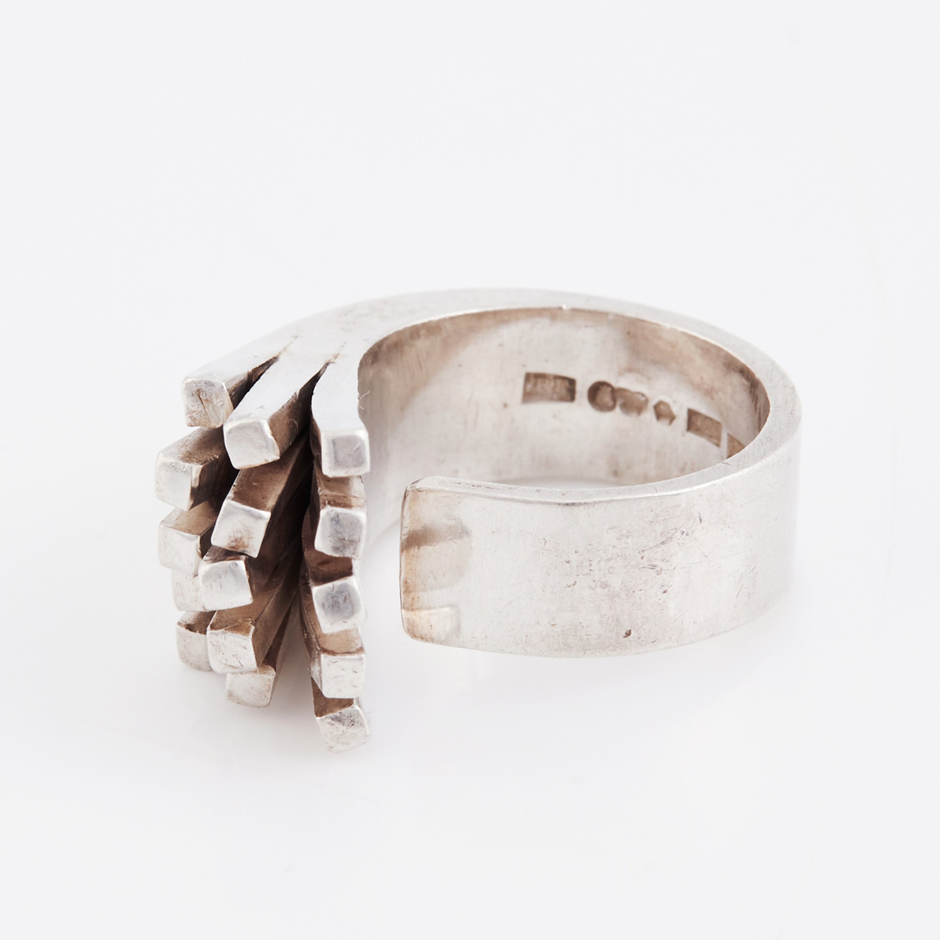 Rey Urban, ring sterlingsilver, Stockholm 1979. - Bukowskis