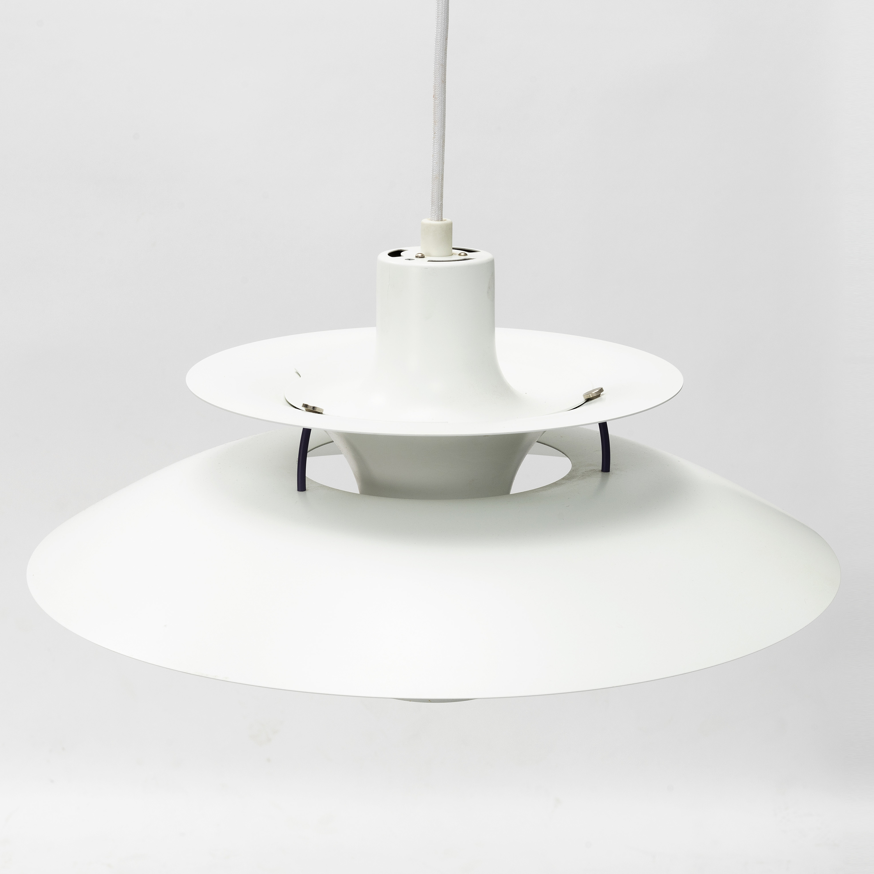 Poul Henningsen, a PH5 ceiling pendant. - Bukowskis