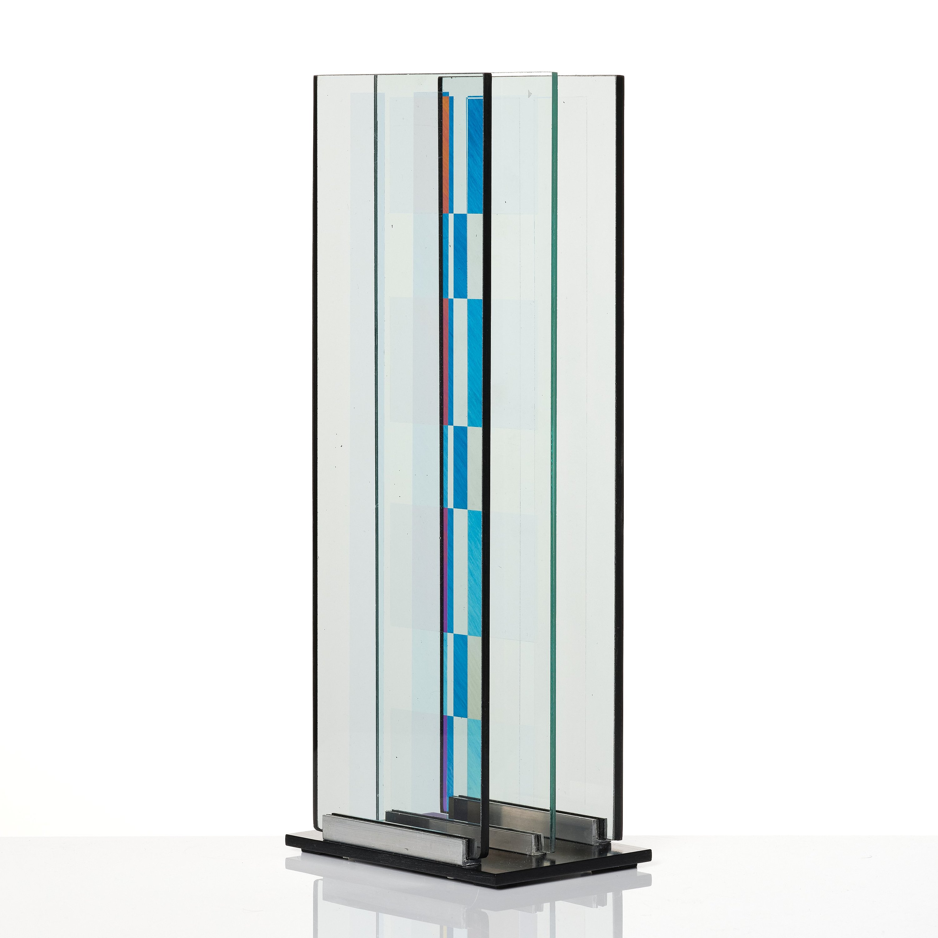 Eric H Olson, "Optochromi T11". - Bukowskis