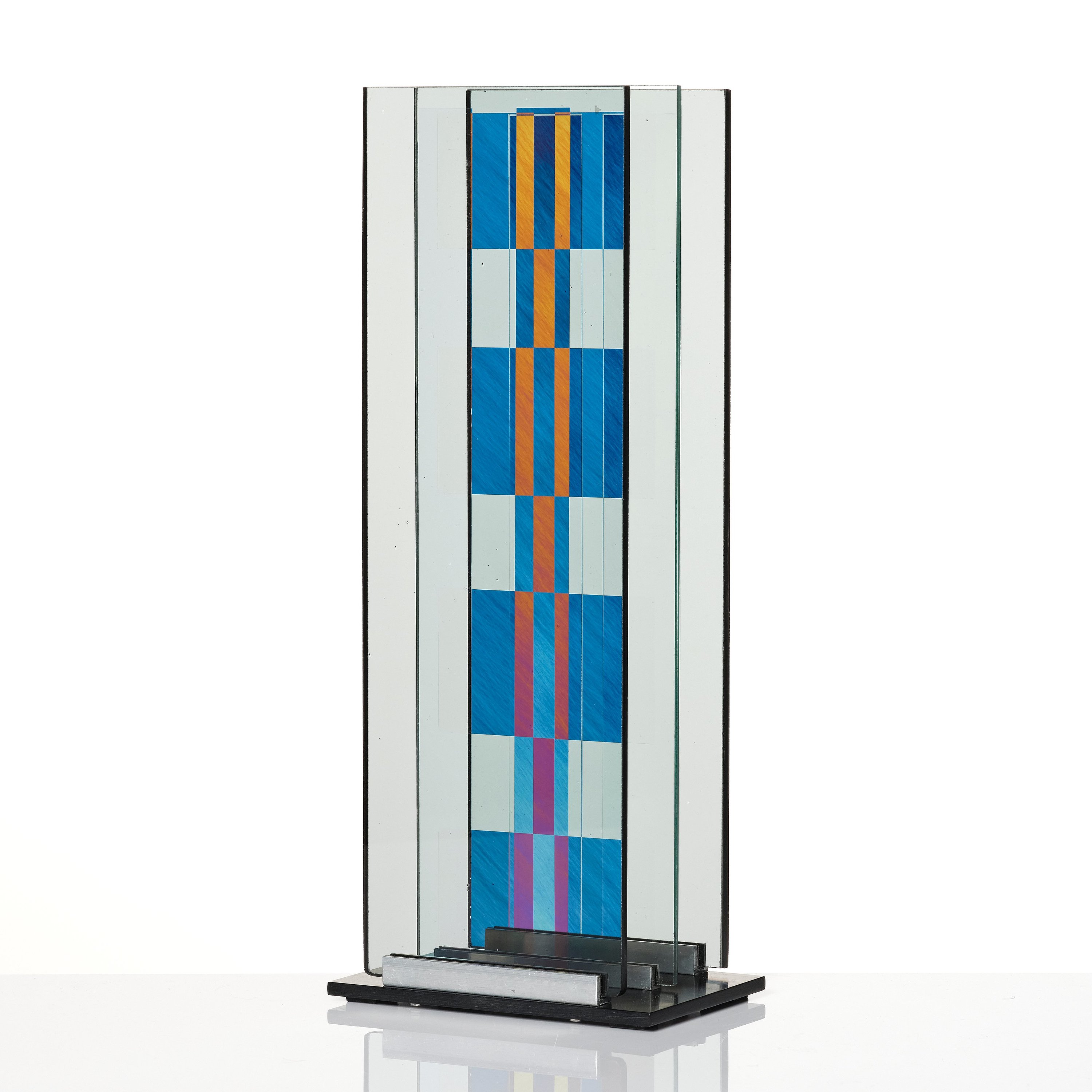 Eric H Olson, "Optochromi T11". - Bukowskis